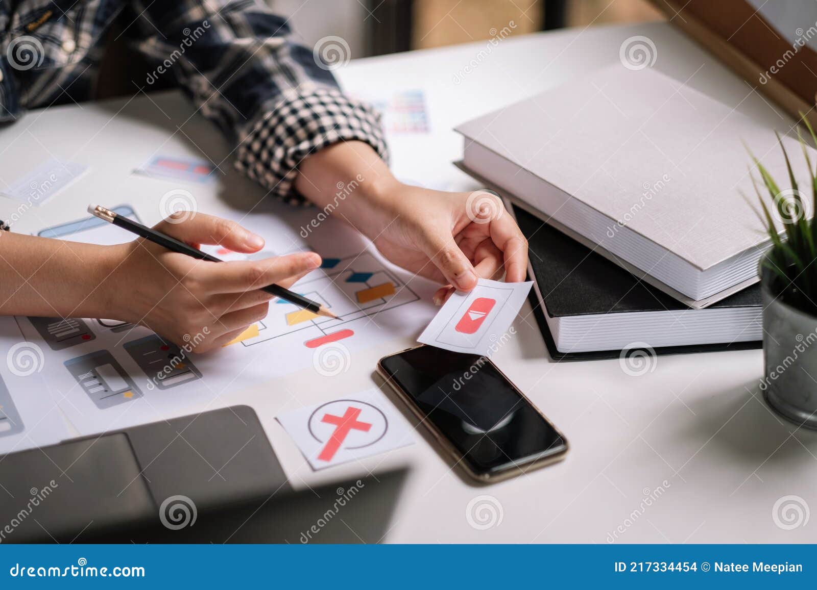 UI Designer Drawing Website UX Layout App Development. Graphic Designer ...