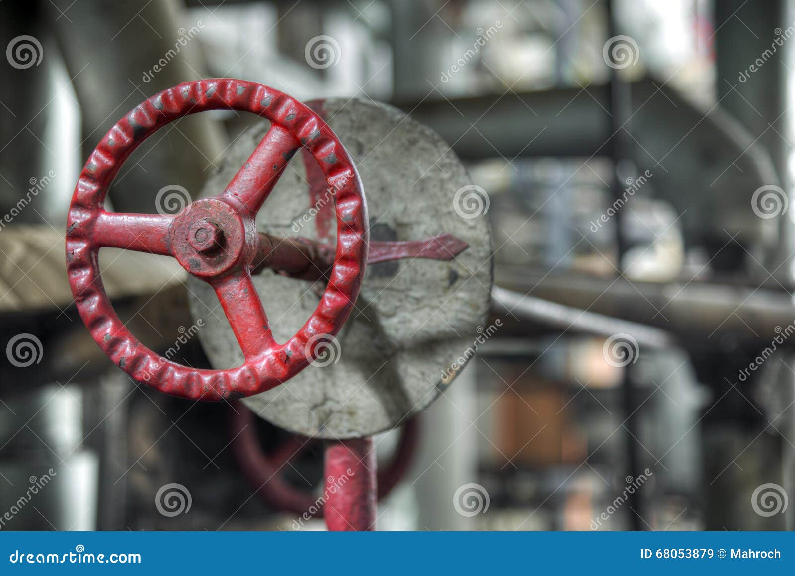 Uitstekende Klep in Zware Industriefabriek Stock Afbeelding - Image of ...