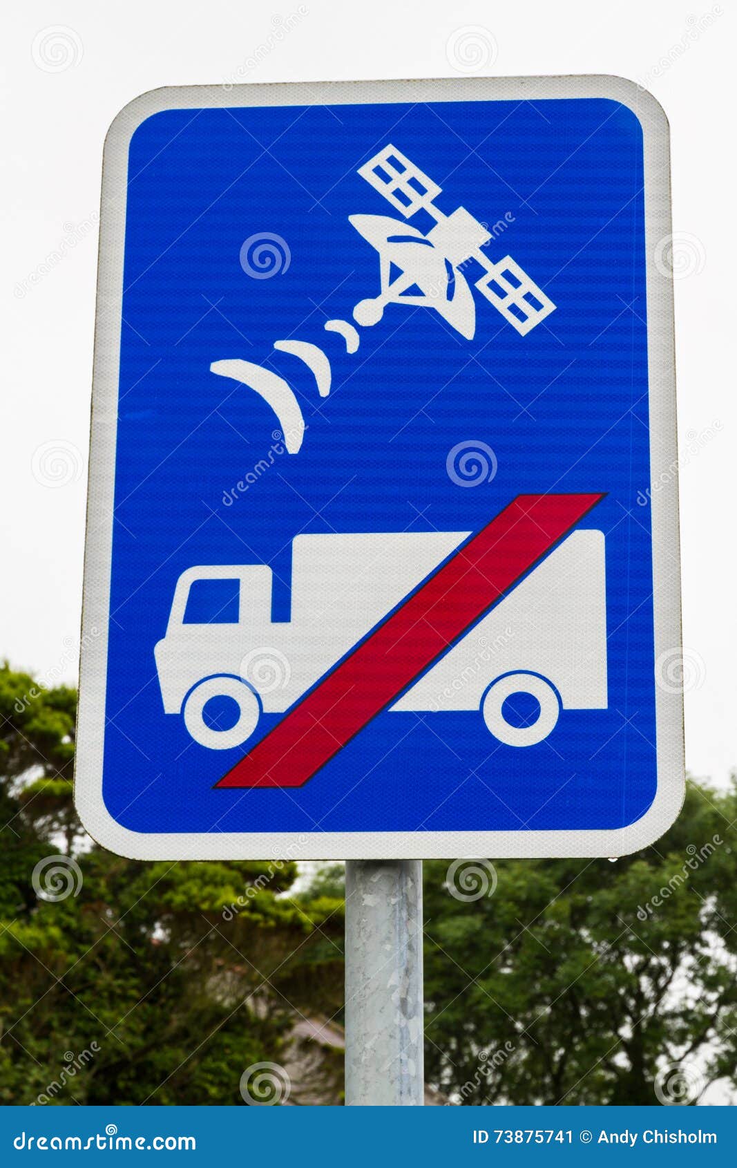 UK Blue Rectangular Warning Sing, Not Suitable for HGV. Stock Image ...