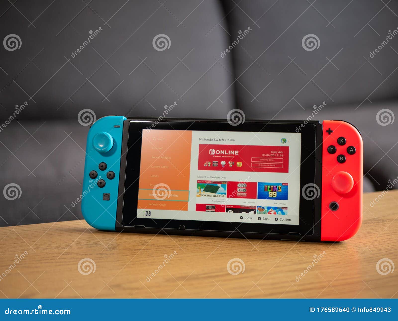 UK, March 2020: Nintendo Switch EShop with Games Download Editorial ... UK, March 2020: Nintendo Switch EShop with Games Download Editorial ...