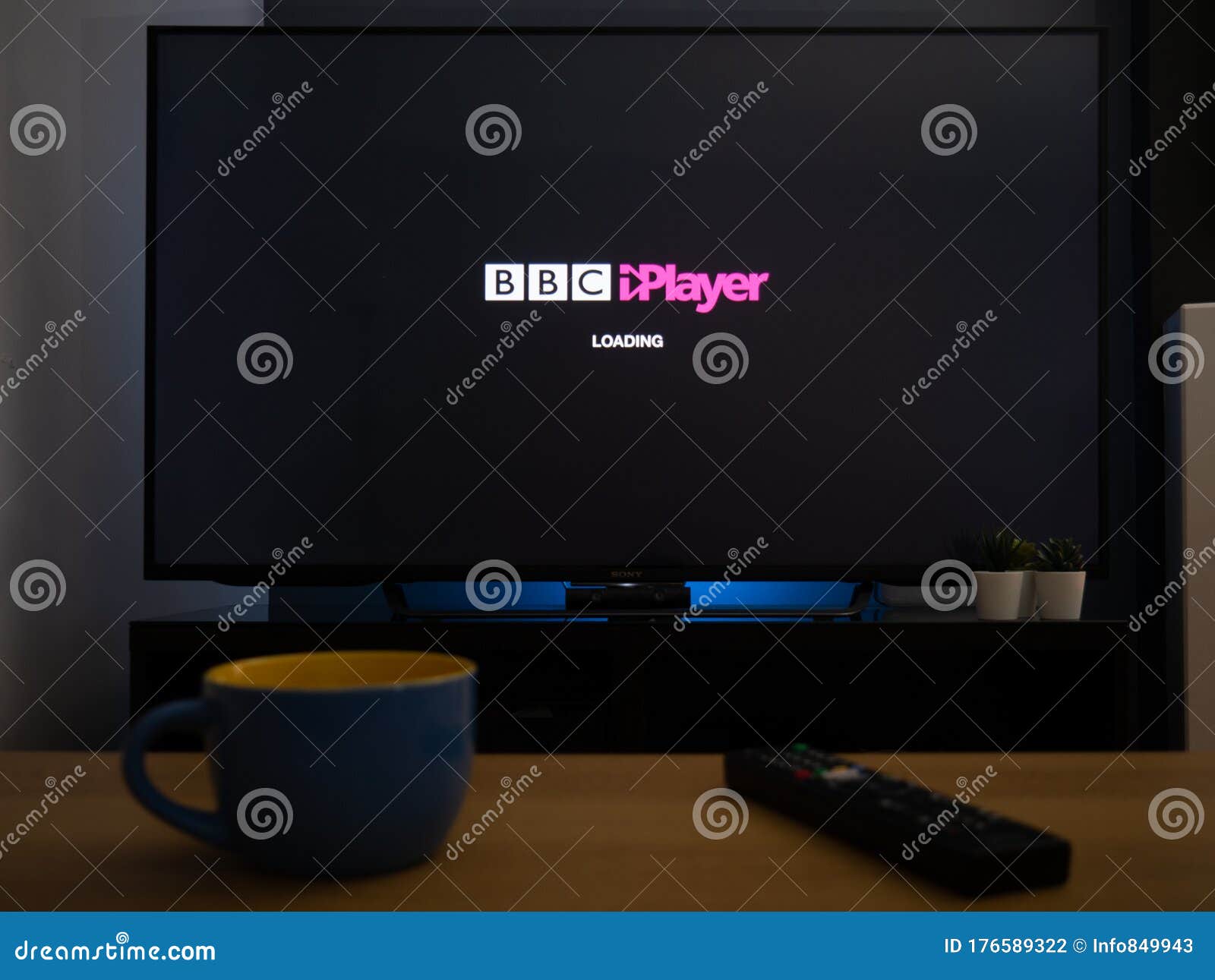 UK, March 2020: TV Television BBC Iplayer Editorial Photography - Image ...