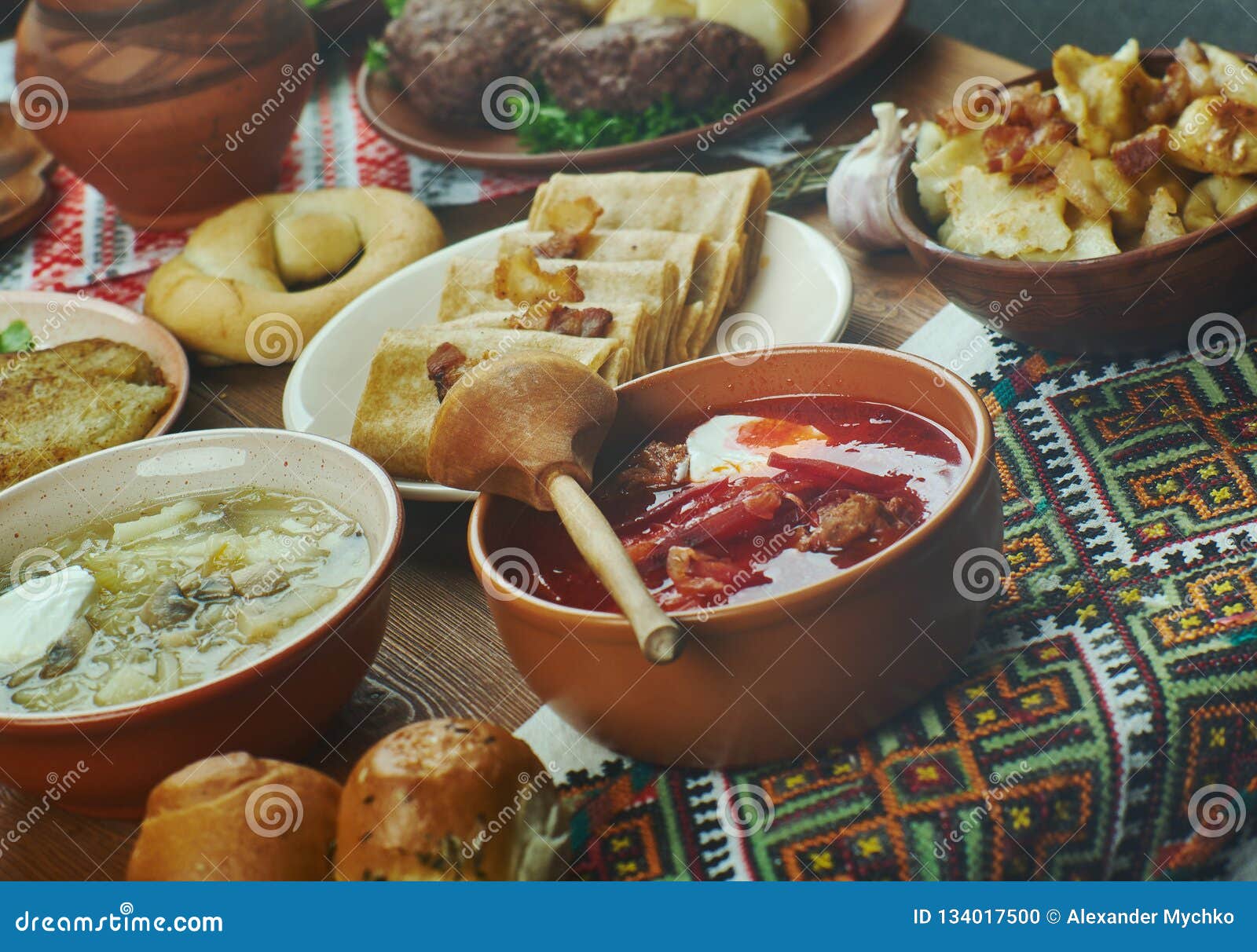 Ukrainian stock photo. Image of ukrainian, bublik, kruchenyky - 134017500