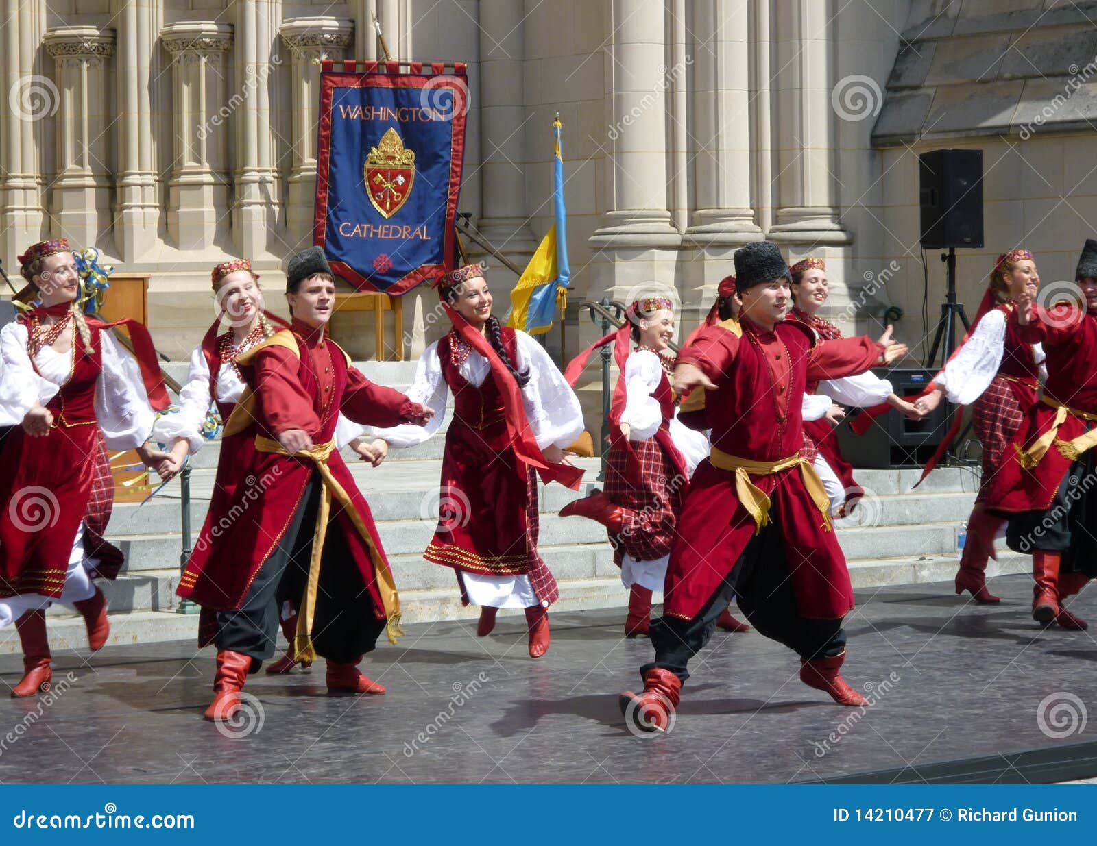 Ukrainian Dance at the Cathedral Editorial Photography - Image of ...