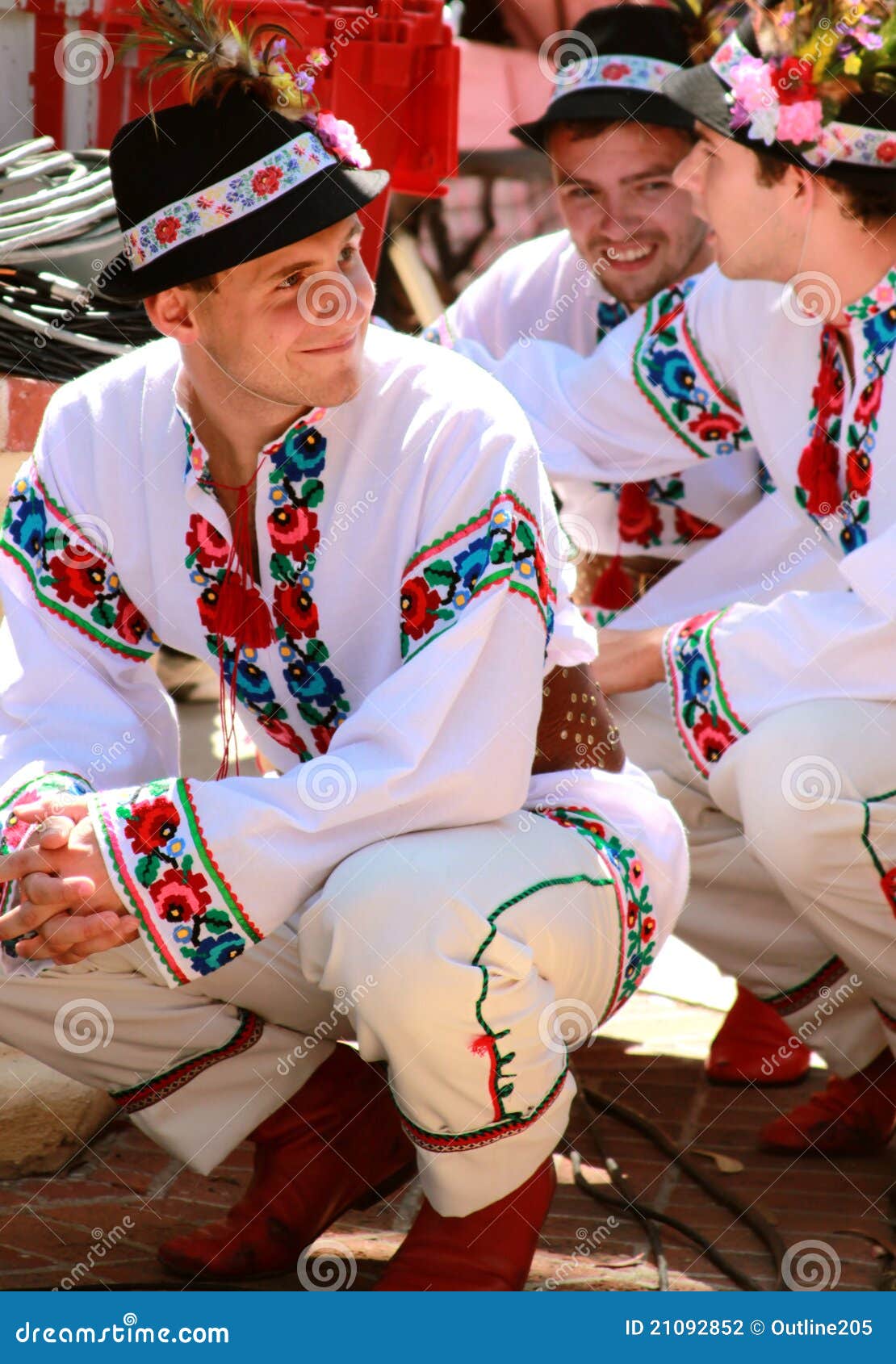 Ukrainian folk dancers editorial photography. Image of folk - 21092852