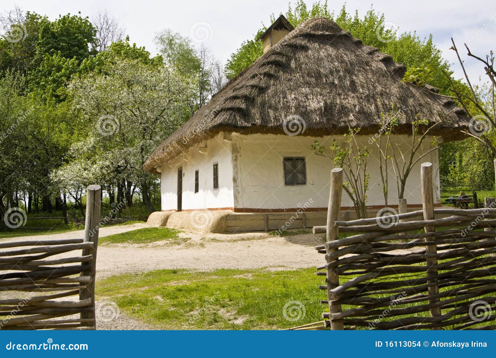 Ukrainian house stock photo. Image of tree, ukraine, residential - 16113054