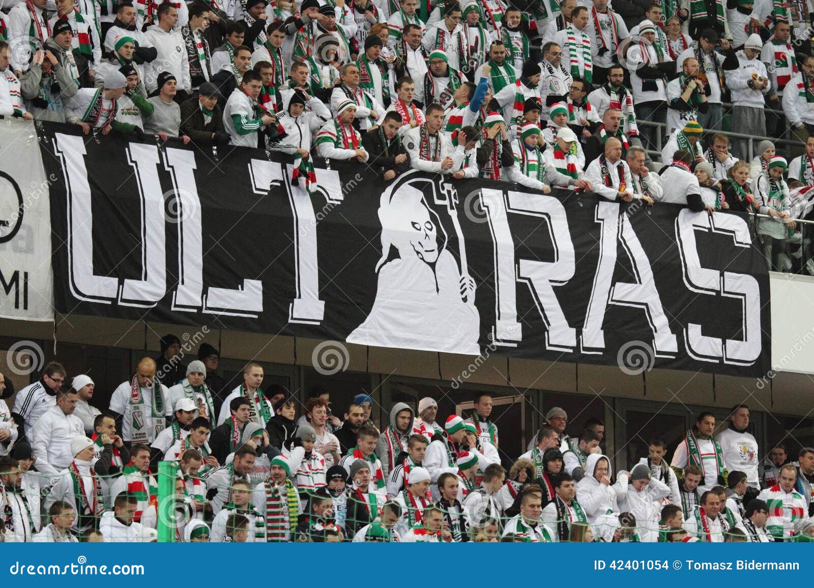 Ultras du football image stock éditorial. Image du football - 42401054