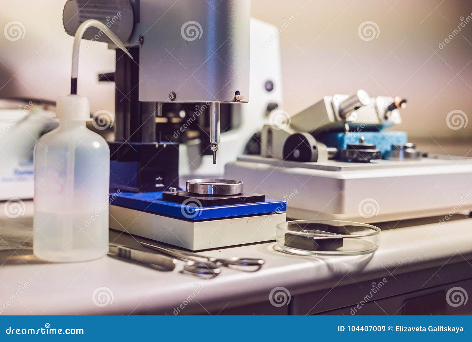 Ultrasonic Cutter System and Precision Micrometer Grinder Polish Stock ...