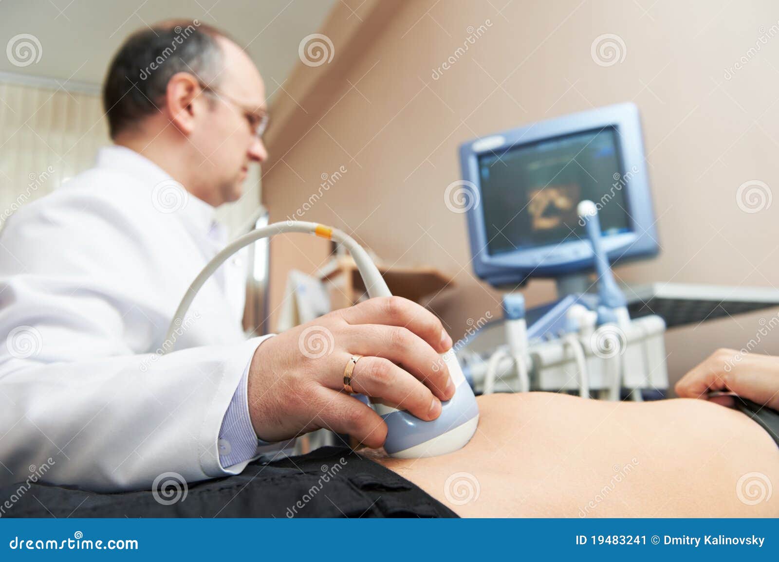 ENT Medical Examination Of Little Girl By African Doctor Royalty-Free ...