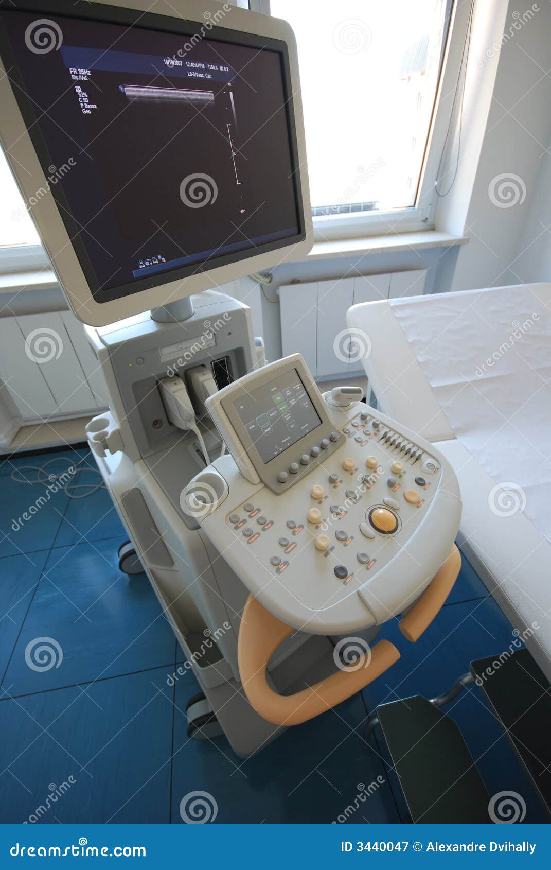 Ultrasound scanner stock image. Image of fetus, black - 3440047