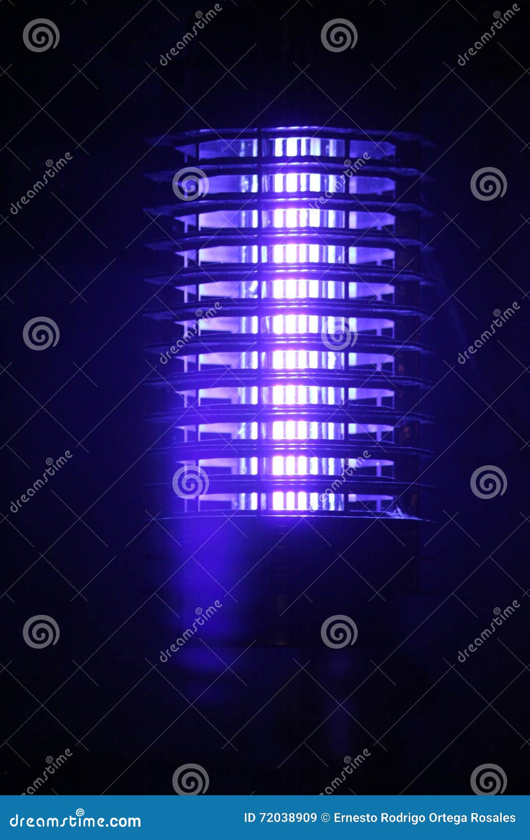 Ultraviolet Lamp For Disinfection And Sanitation. UV Lamp For Air ...