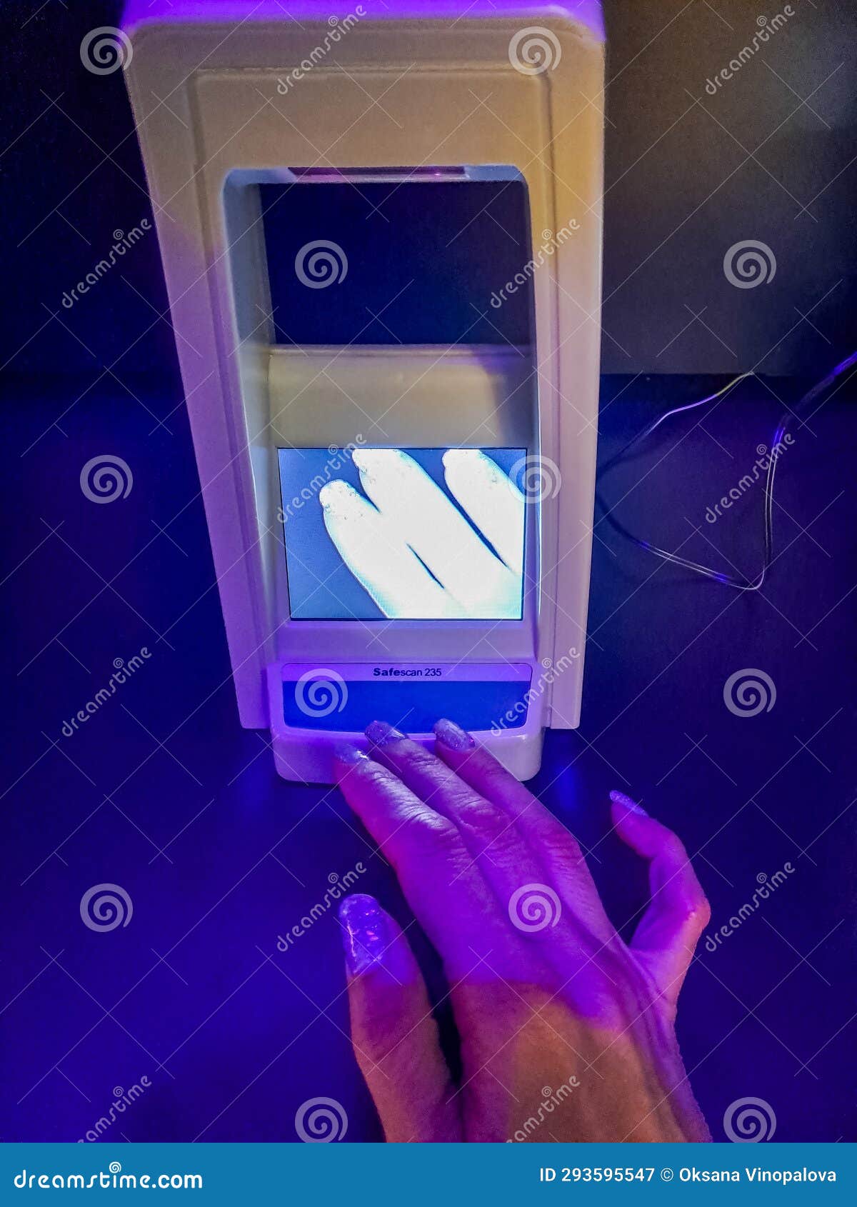 Ultraviolet Lamp for Checking the Validity of Money in the Bank Stock ... Ultraviolet Lamp for Checking the Validity of Money in the Bank Stock ...