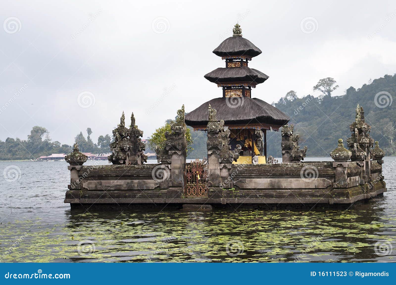 Ulun Danu temple stock image. Image of religious, culture - 16111523