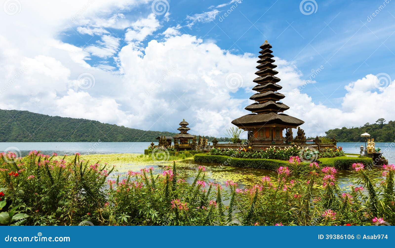 Ulun Danu temple, Bali stock photo. Image of history - 39386106