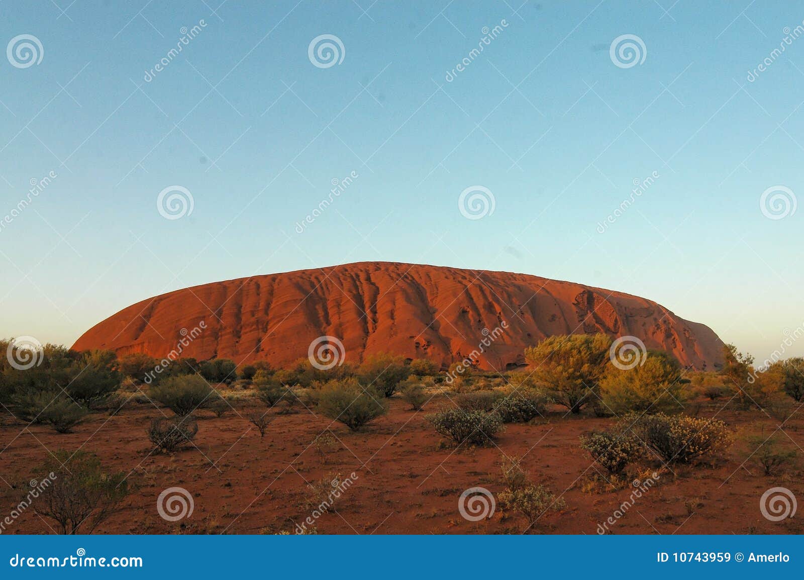 Uluru editorial stock image. Image of aborigeni, rock - 10743959