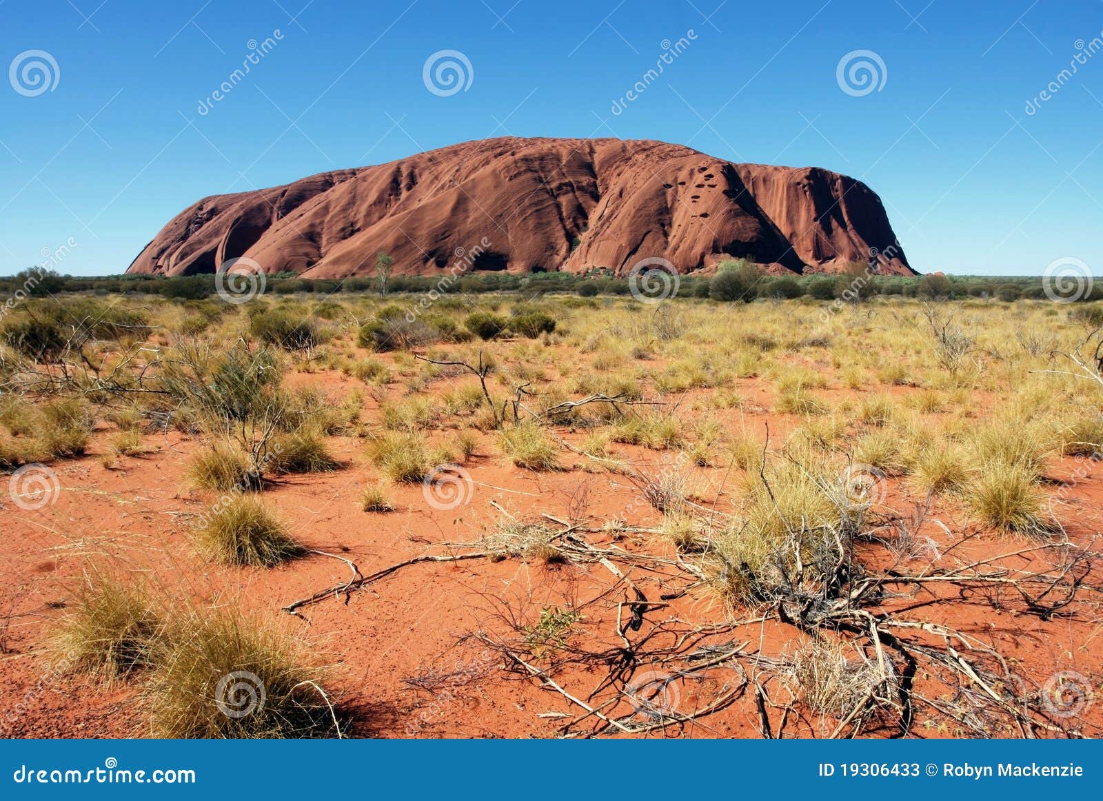 Uluru editorial stock photo. Image of northern, central - 19306433