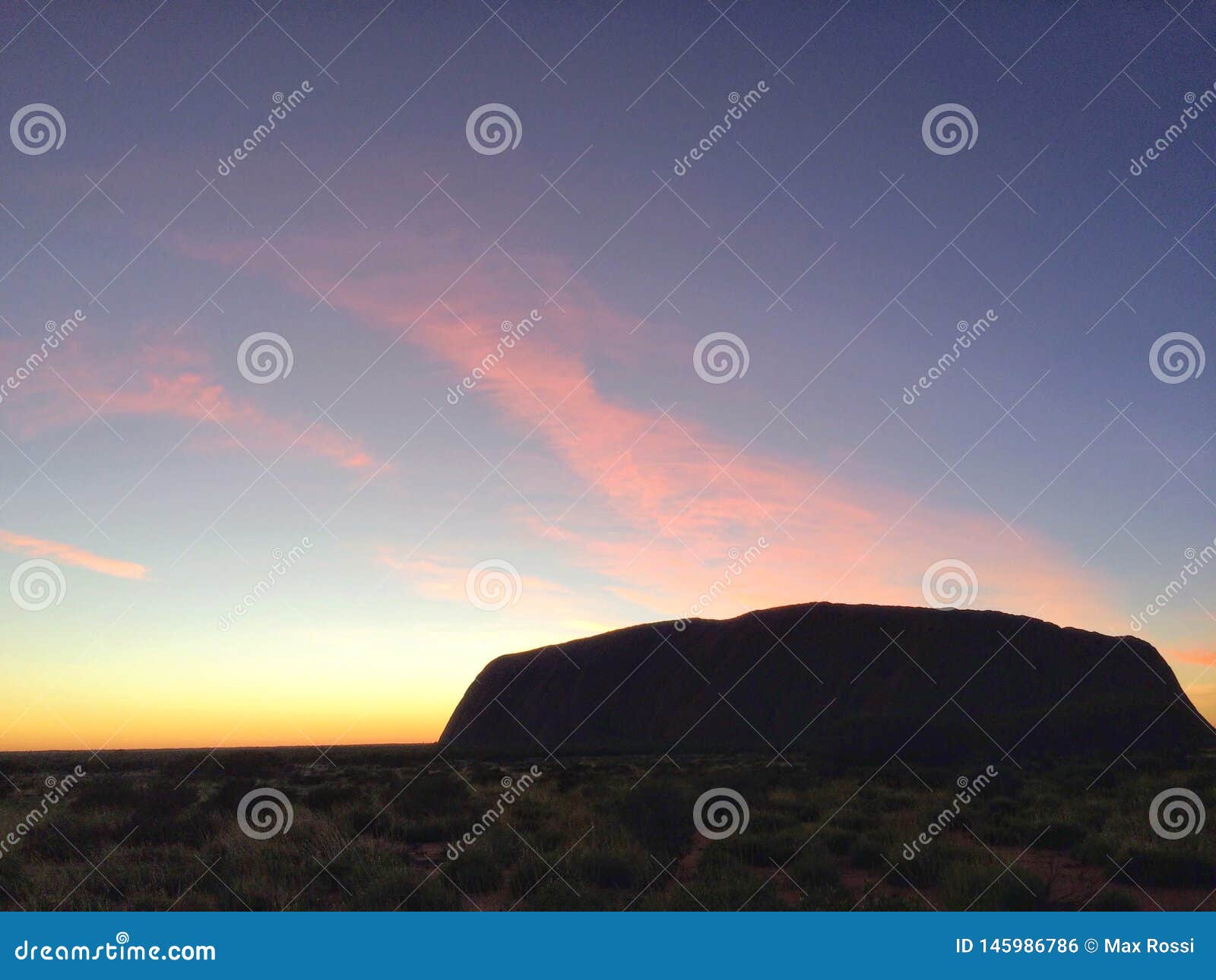 Uluru desert editorial photo. Image of uluru, desert - 145986786