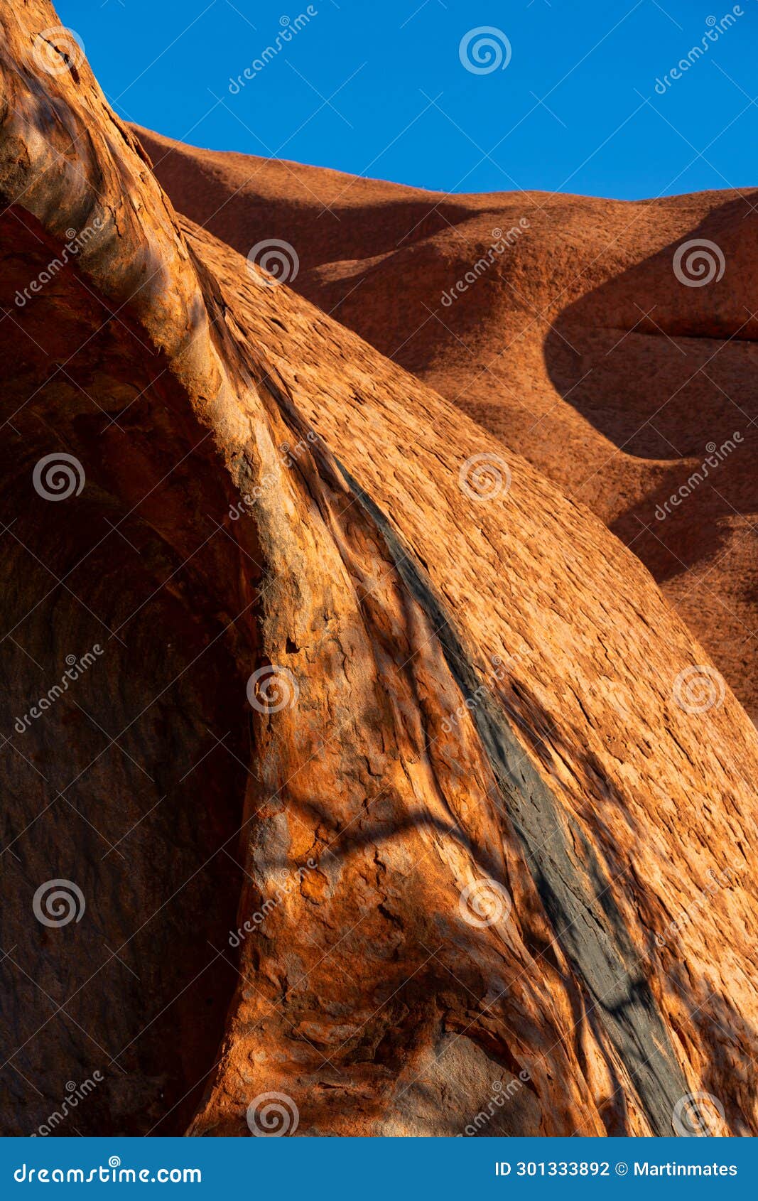 The Uluru Monolit Surface, Rusty Texture with Water Marks, Uluru, Ayers ...
