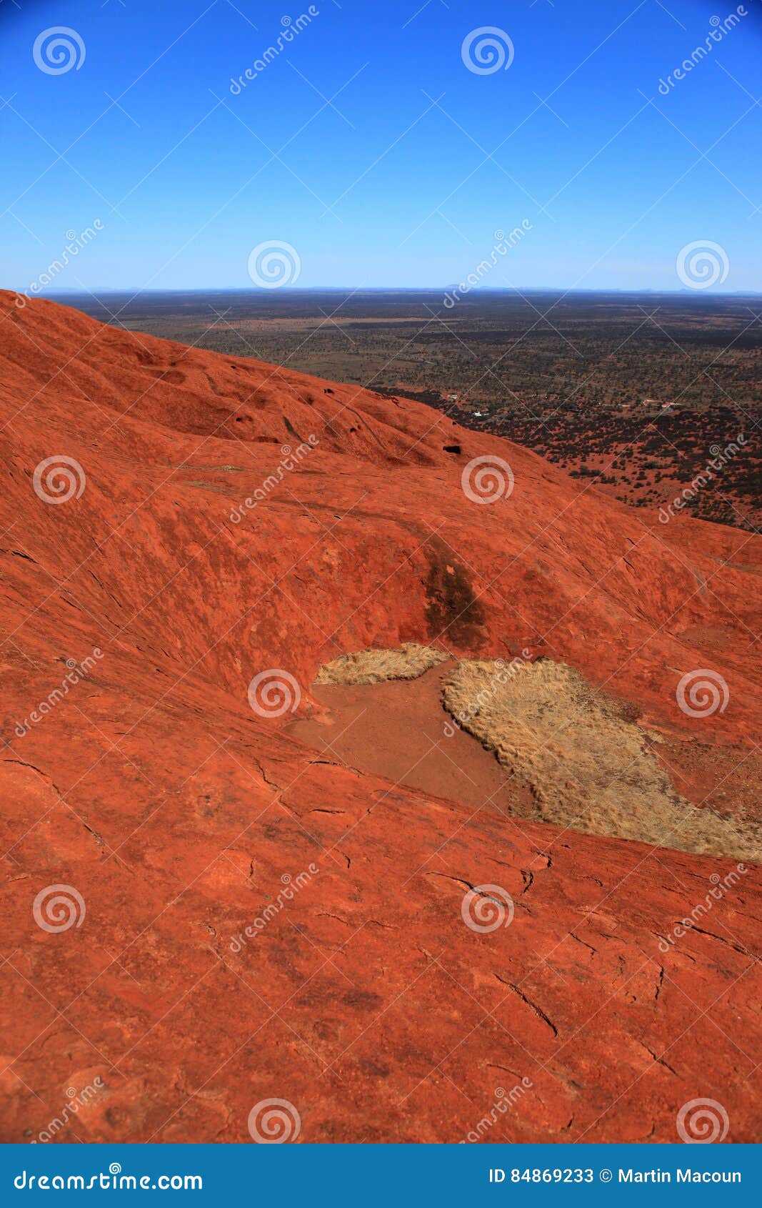 Uluru editorial stock photo. Image of blue, change, heat - 84869233