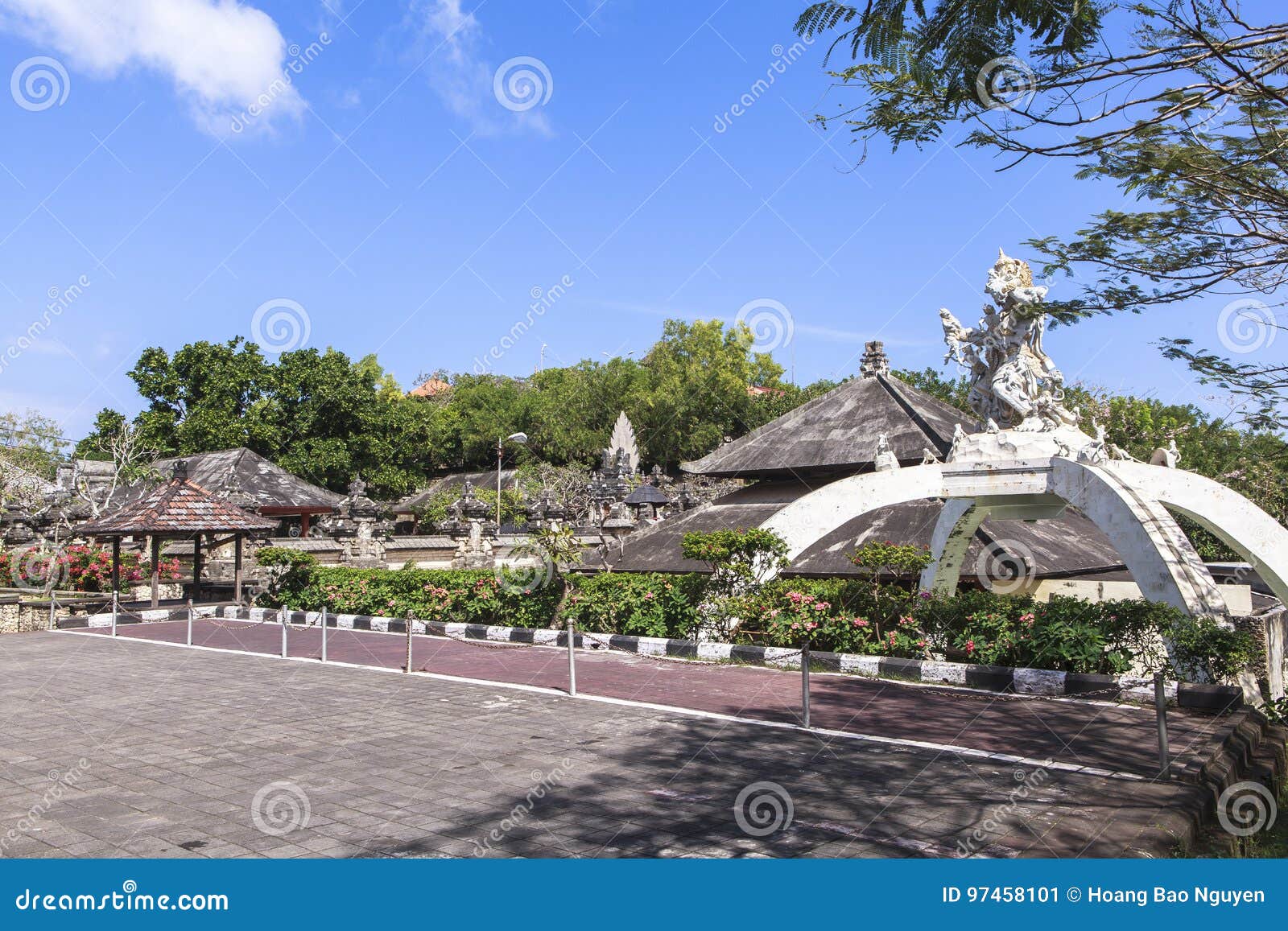 Uluwatutempel, Het Eiland Van Bali Stock Afbeelding - Image of ...