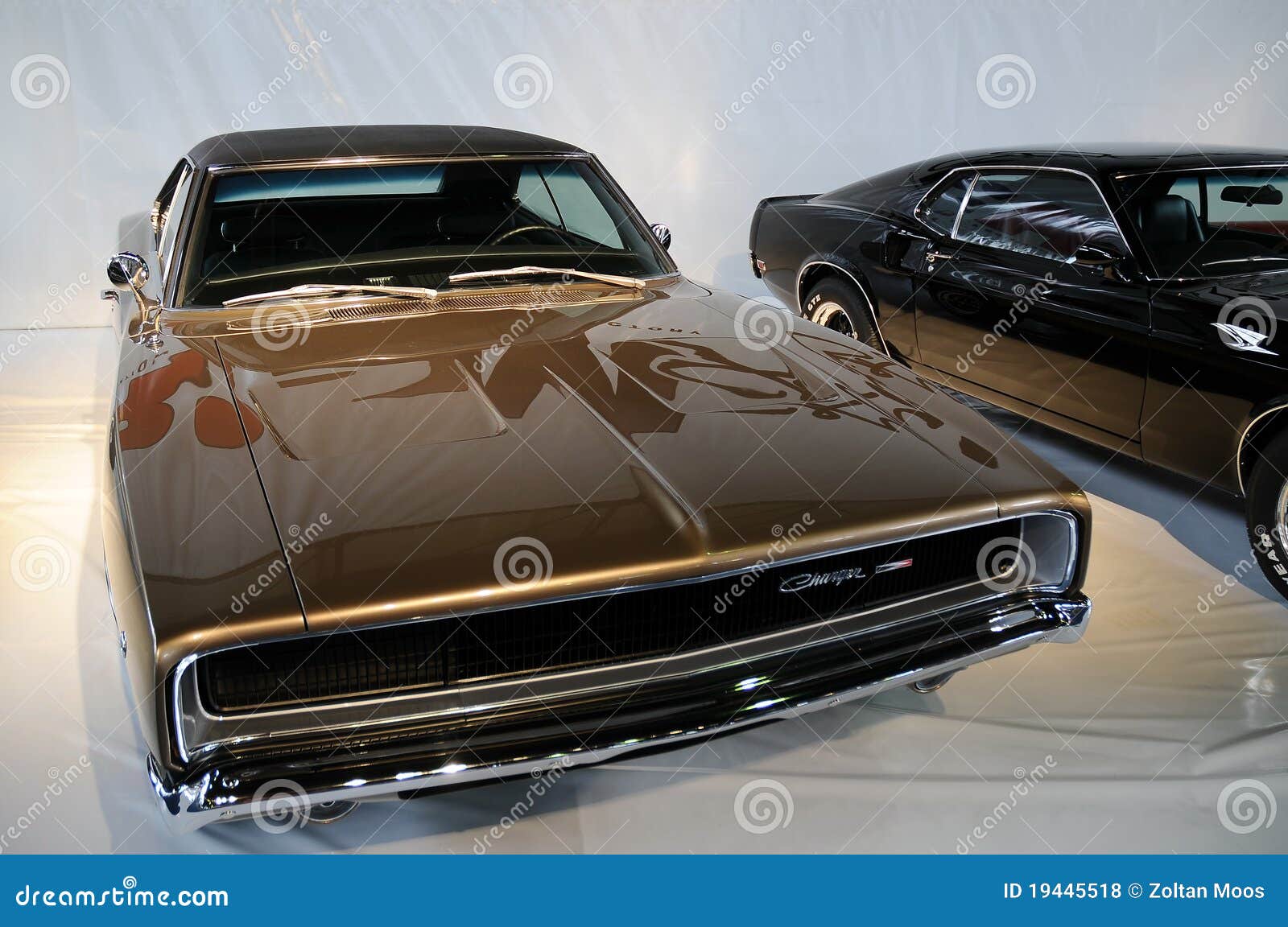 Um carro real 3 do músculo foto de stock editorial. Imagem de ouro ...