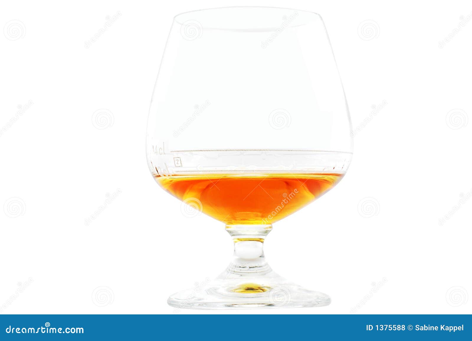 Um vidro do conhaque foto de stock. Imagem de gosto, bebida - 1375588