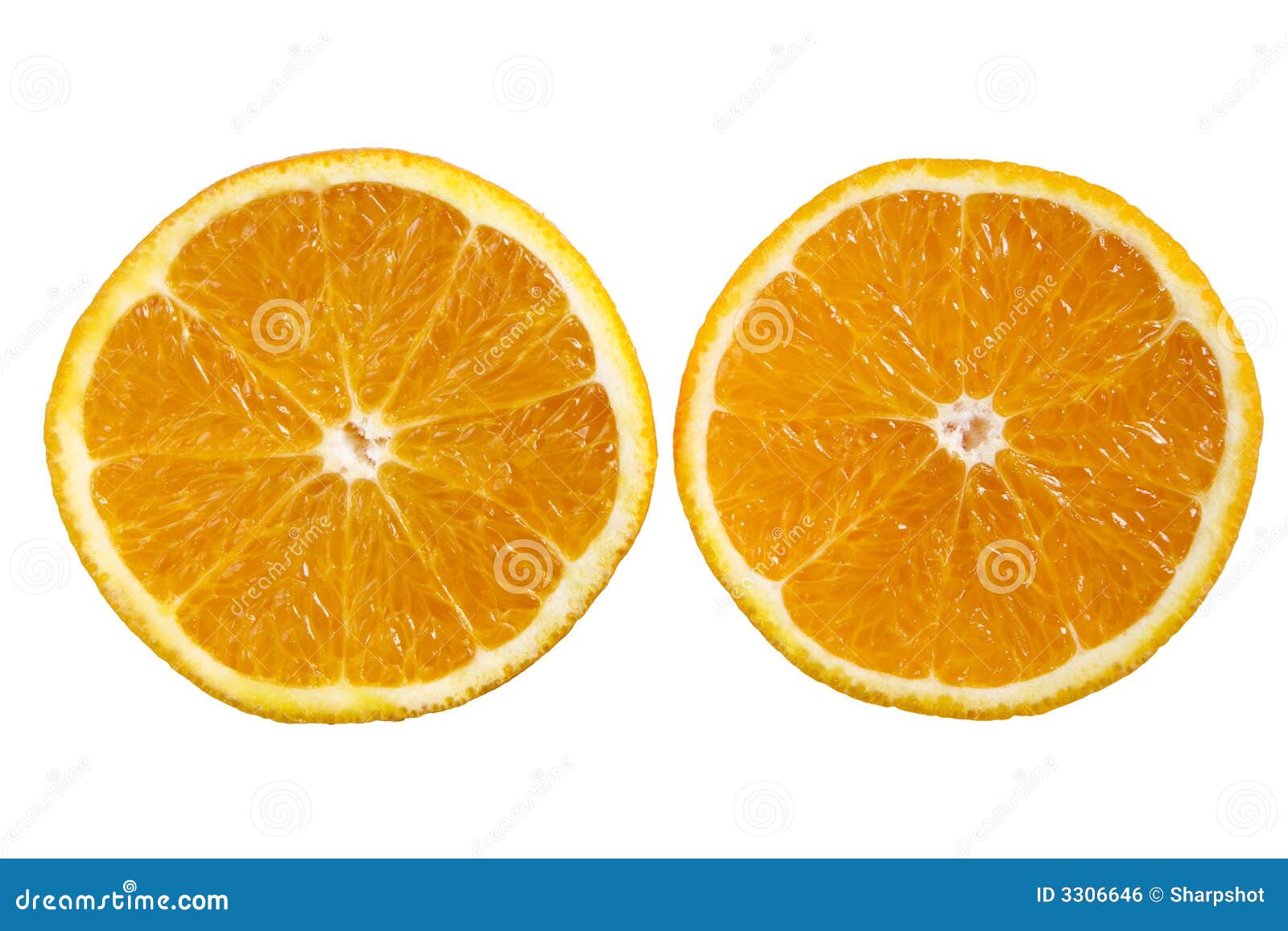 Uma Laranja Cortada Ao Meio. Foto de Stock - Imagem de closeup, fatia ...