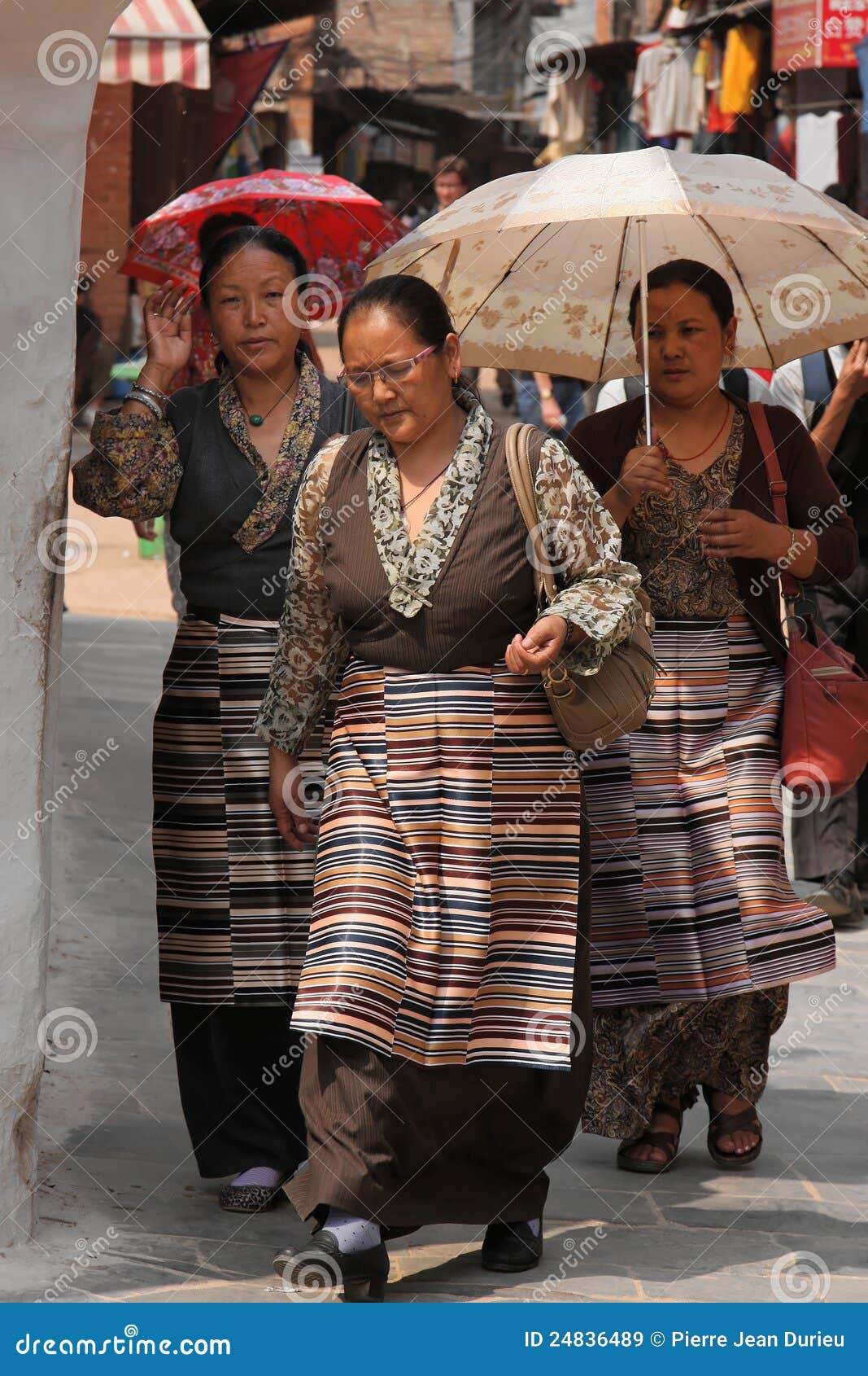 Umbrellas Around Bodnath Stupa Editorial Stock Image - Image of woman ...