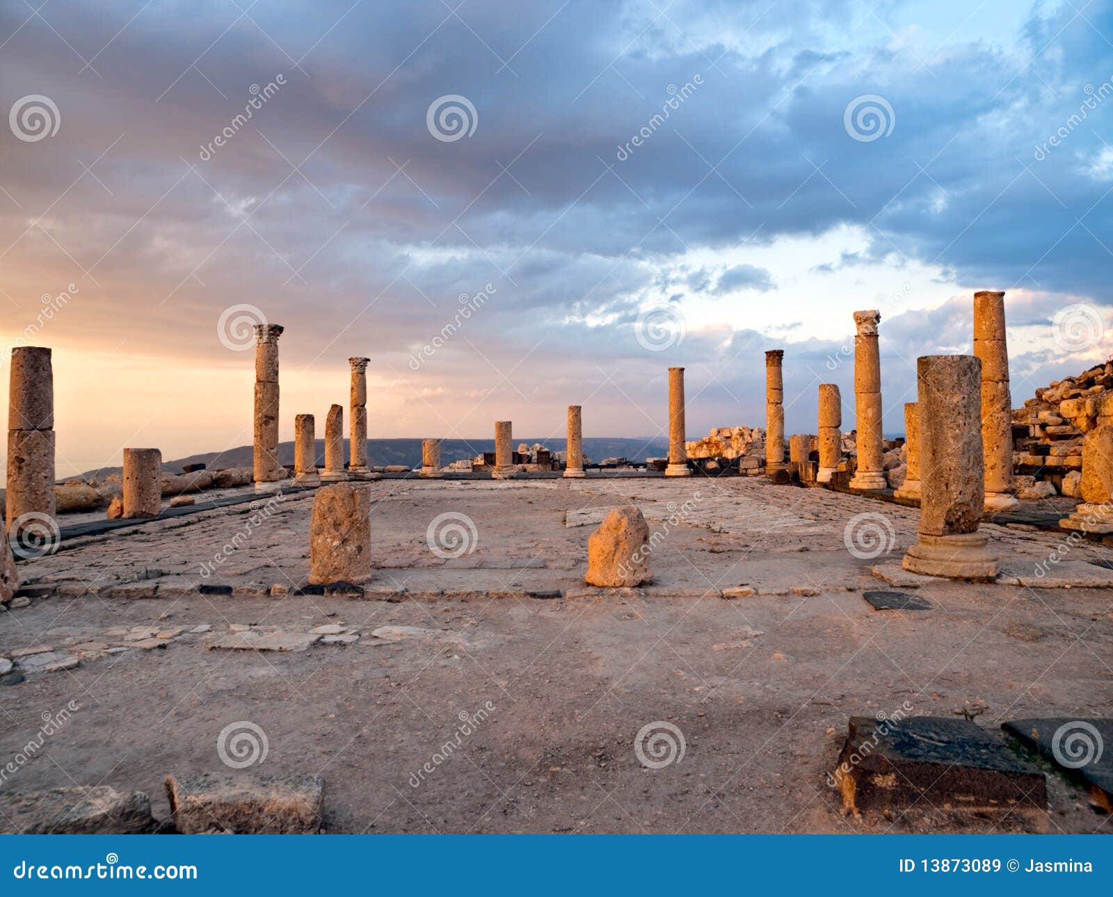 Umm Qais (Gadara), Jordan stock image. Image of middle - 13873089