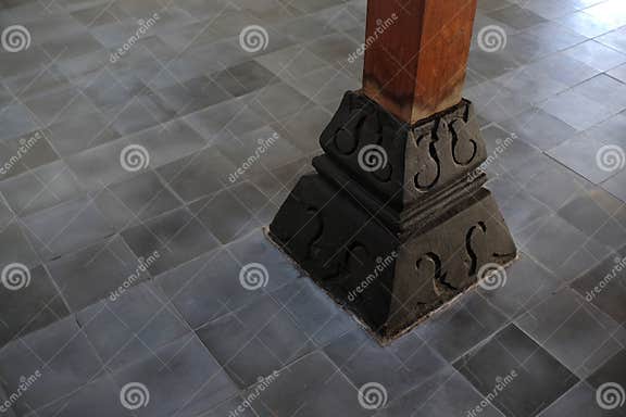 Umpak, the Foundation Above the Land Surface that Supports the Load or ...