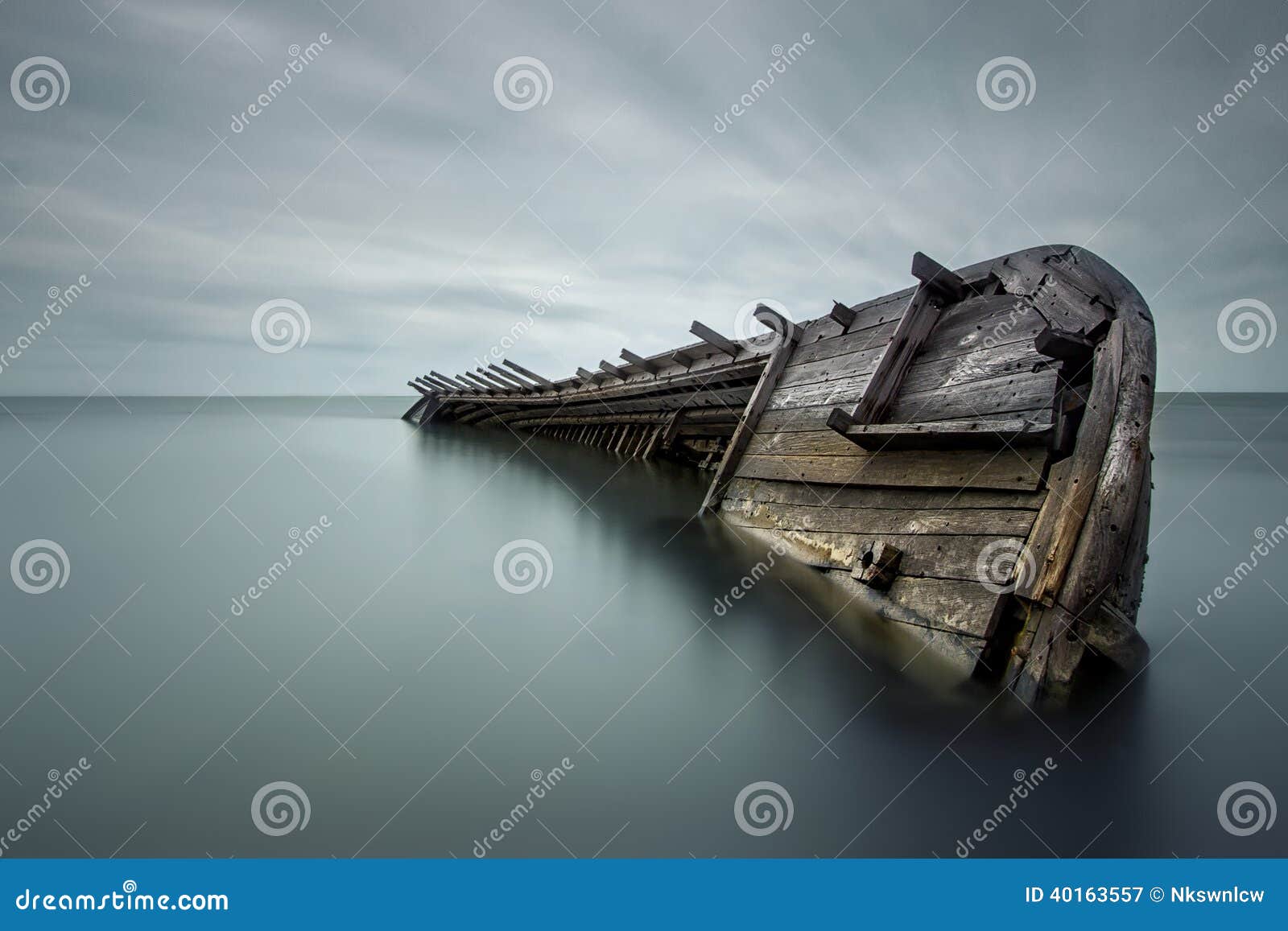 Un armatoste imagen de archivo. Imagen de casco, océano - 40163557