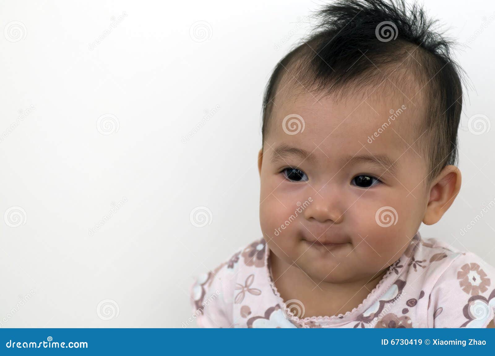 Un bebé chino imagen de archivo. Imagen de sonrisa, cabrito - 6730419