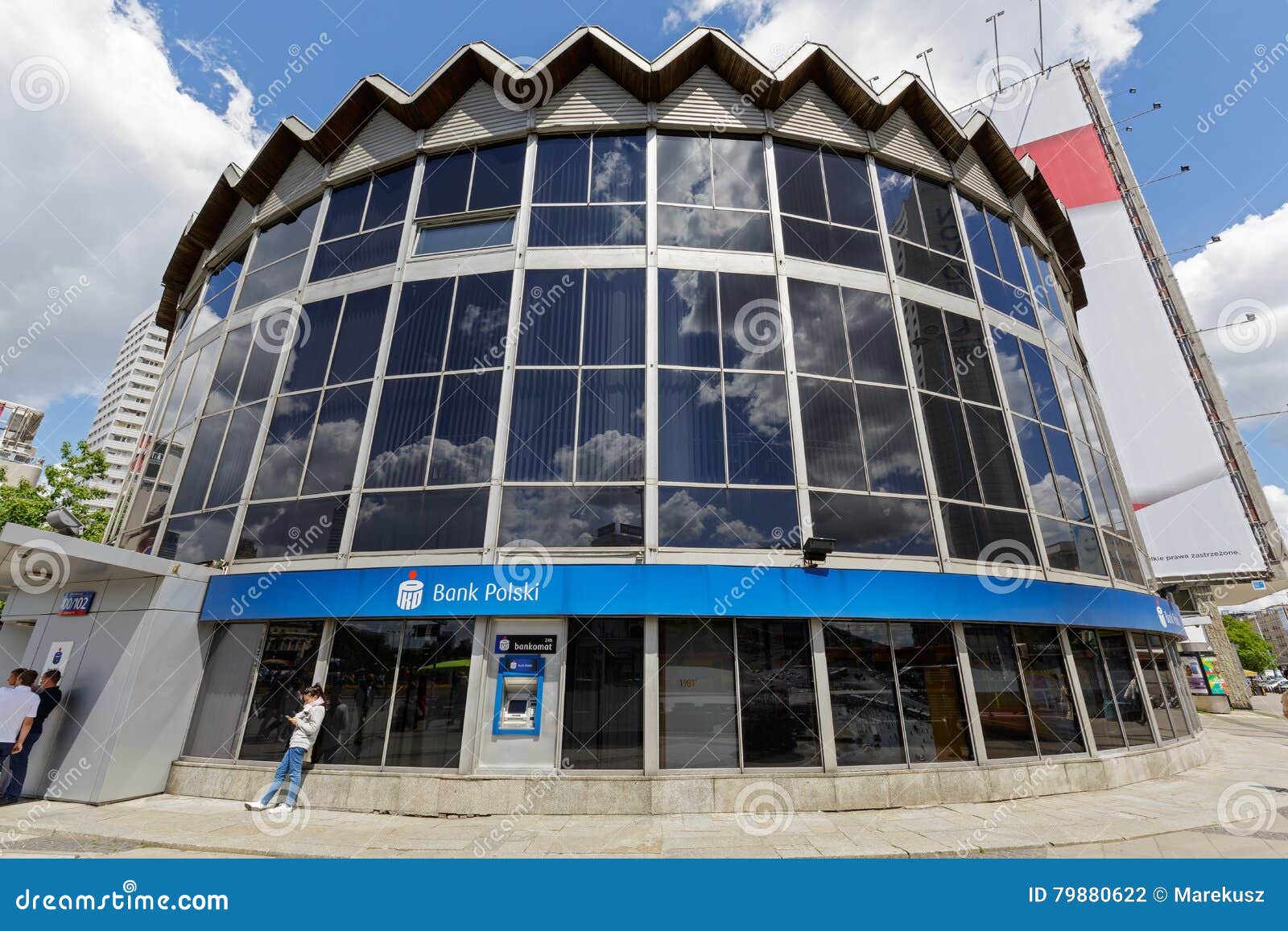 Un Edificio Circular En Varsovia Fotografía editorial - Imagen de ...