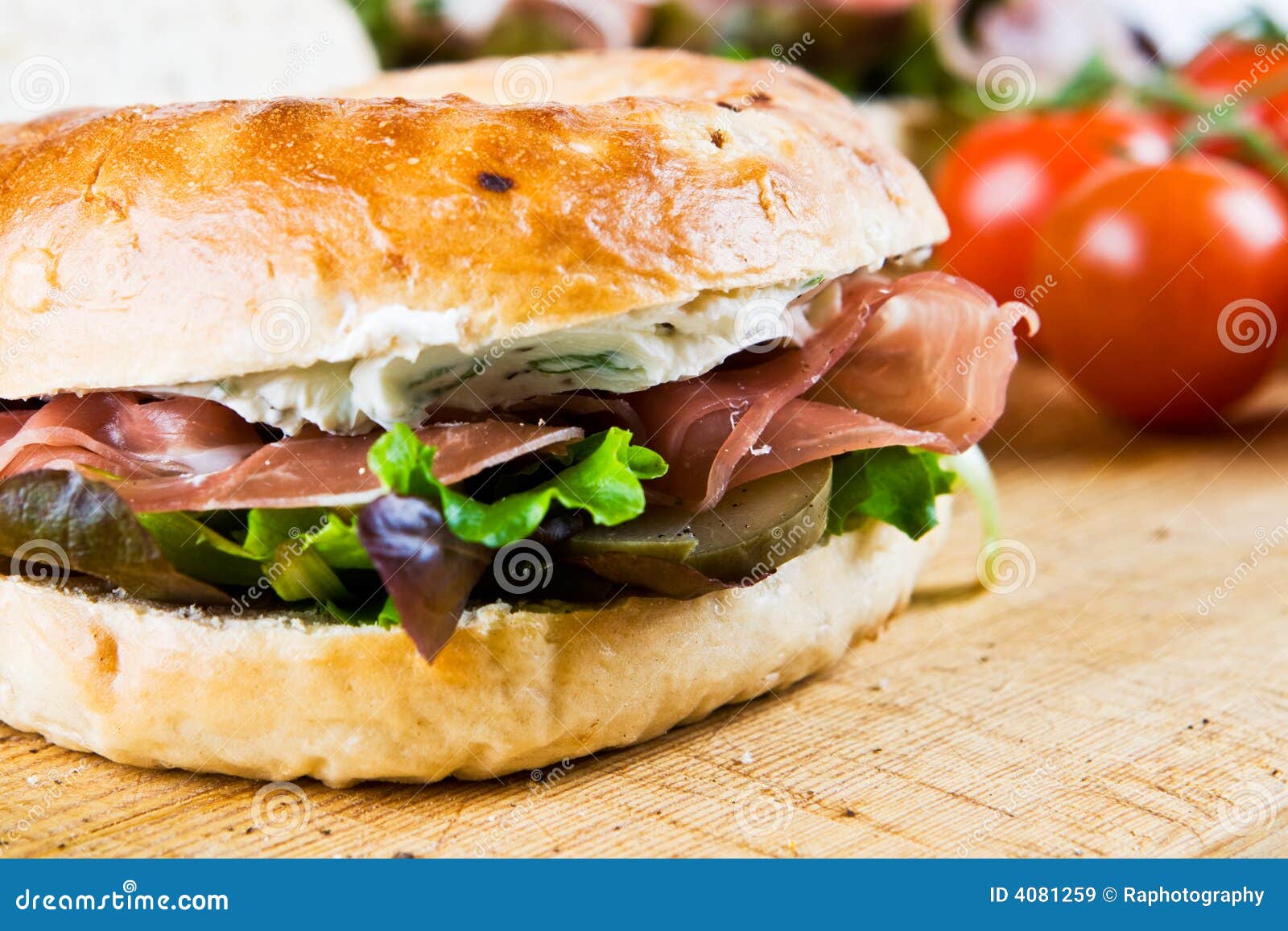 Un Emparedado Del Panecillo Imagen de archivo - Imagen de dieta ...