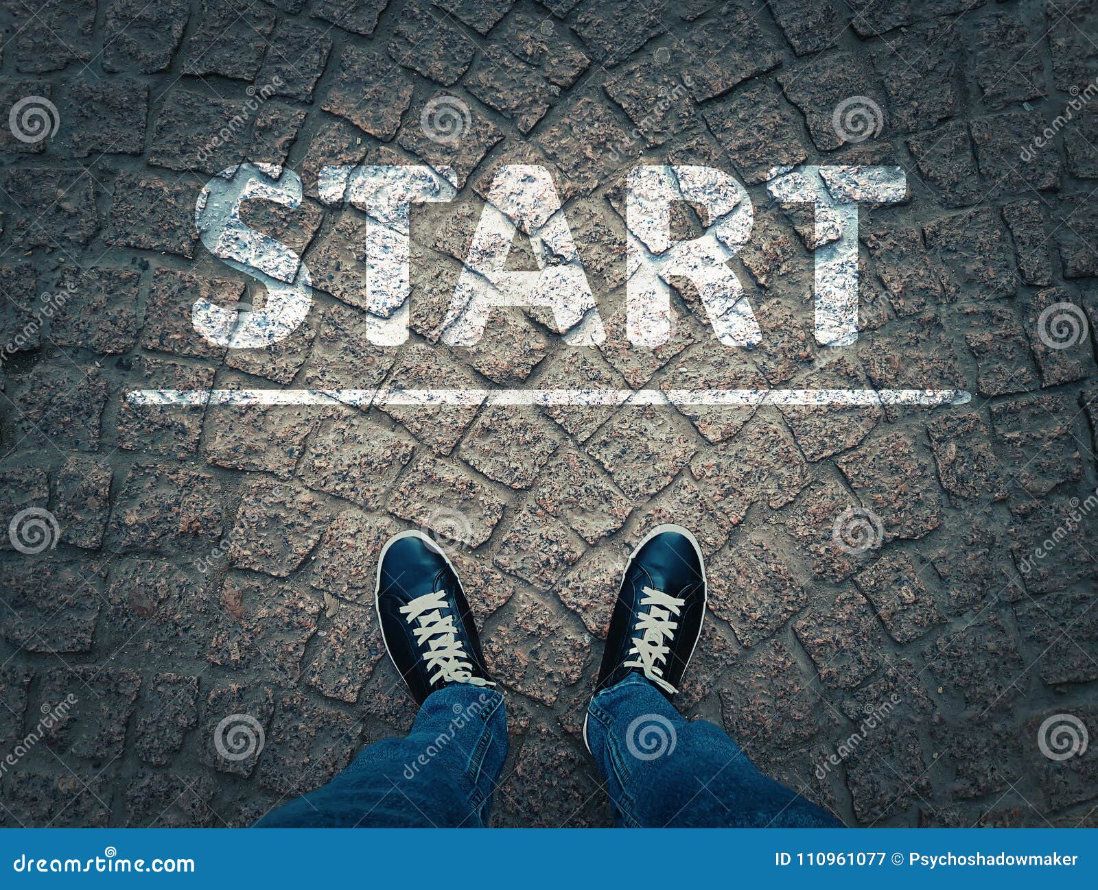 Un nuevo comienzo imagen de archivo. Imagen de negocios - 110961077