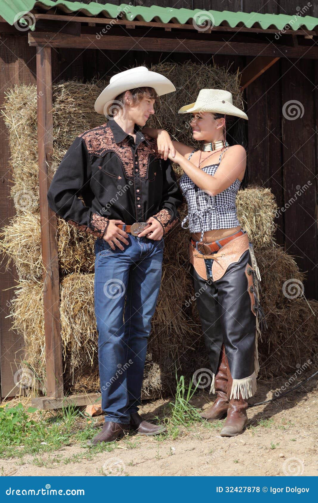 Un par de vaqueros foto de archivo. Imagen de gente, grietas - 32427878