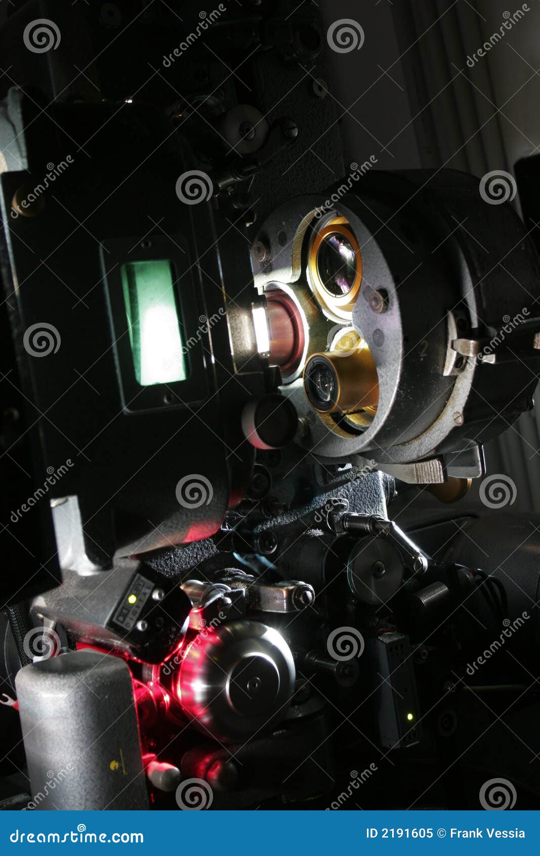 Un Proyector De Película Moderno De 35m M Imagen de archivo - Imagen de ...