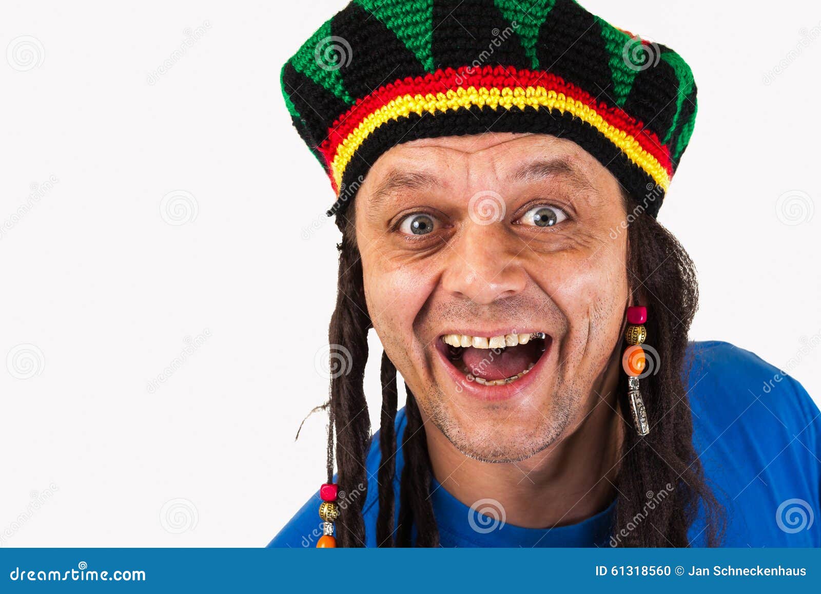 Un Uomo Pazzo Con La Parrucca Dei Dreadlocks Fotografia Stock ...