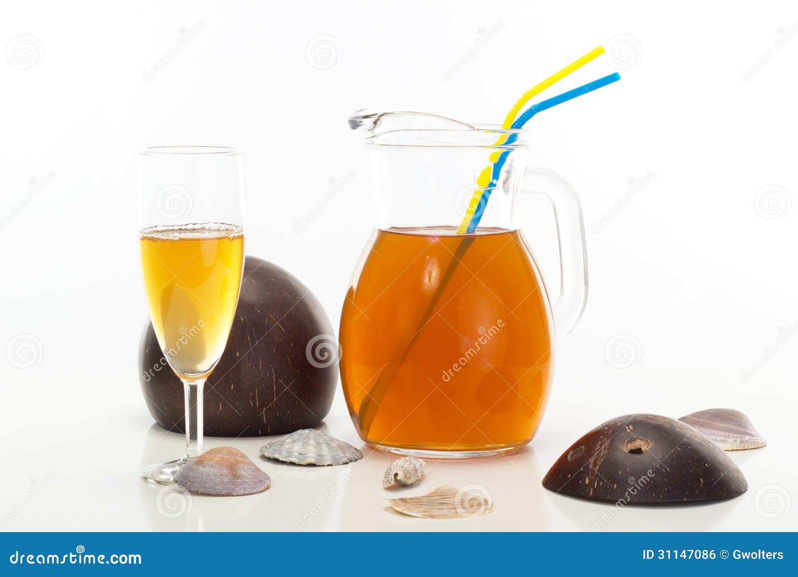 Una Bevanda Dissetante Fruttata Fotografia Stock - Immagine di barra ...