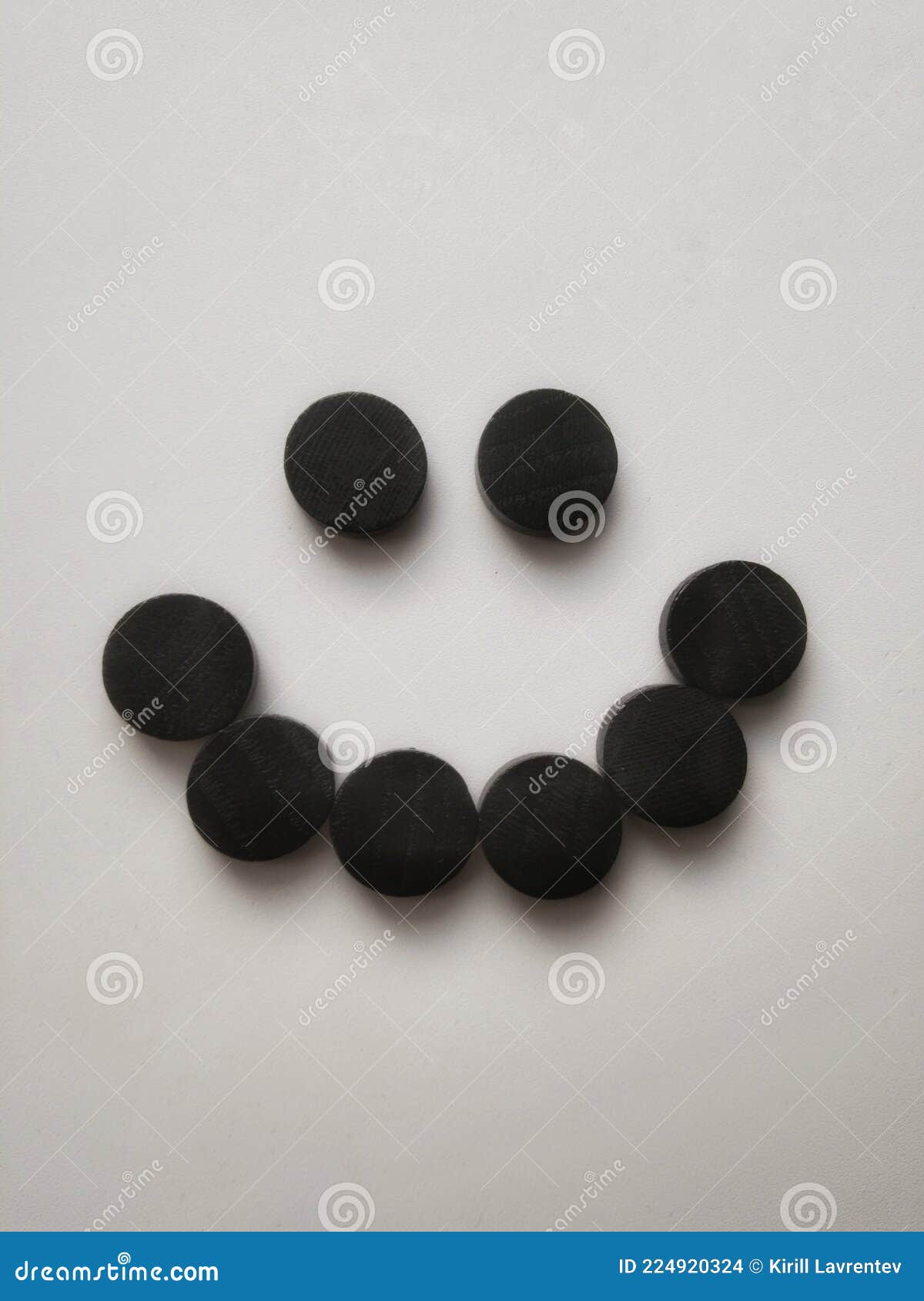 Una Cara Sonriente Que Significa Alegría Foto de archivo - Imagen de ...