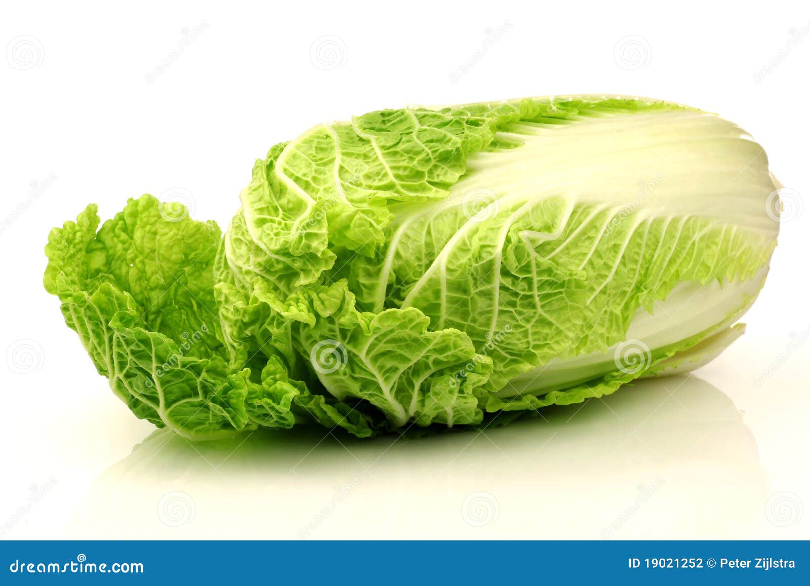 Una col de China entera foto de archivo. Imagen de chino - 19021252