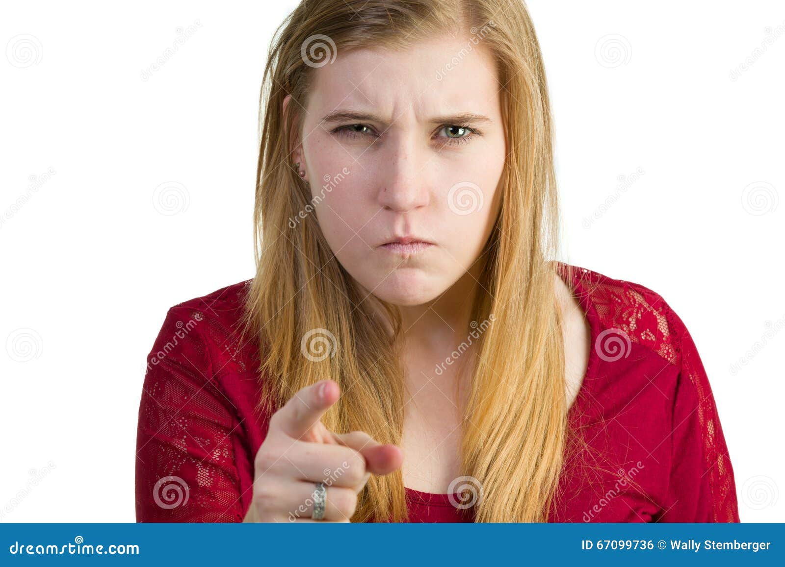 Una mujer muy enfadada foto de archivo. Imagen de cara - 67099736