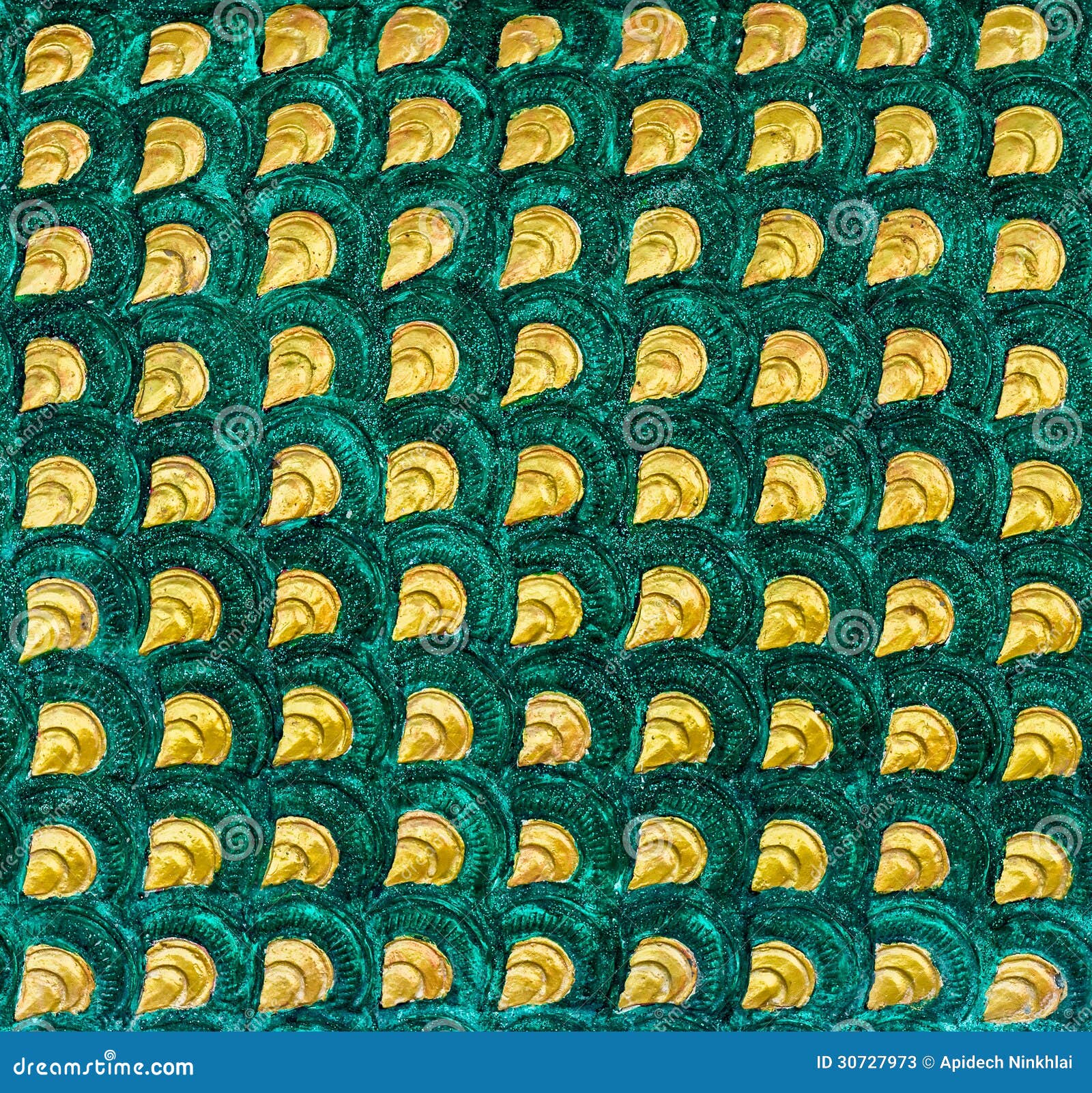 Una scultura della squama immagine stock. Immagine di smeraldo - 30727973