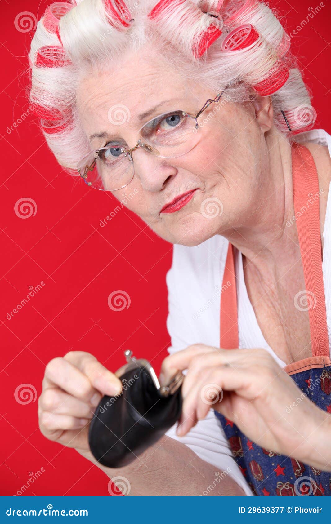 Una signora anziana immagine stock. Immagine di signora - 29639377