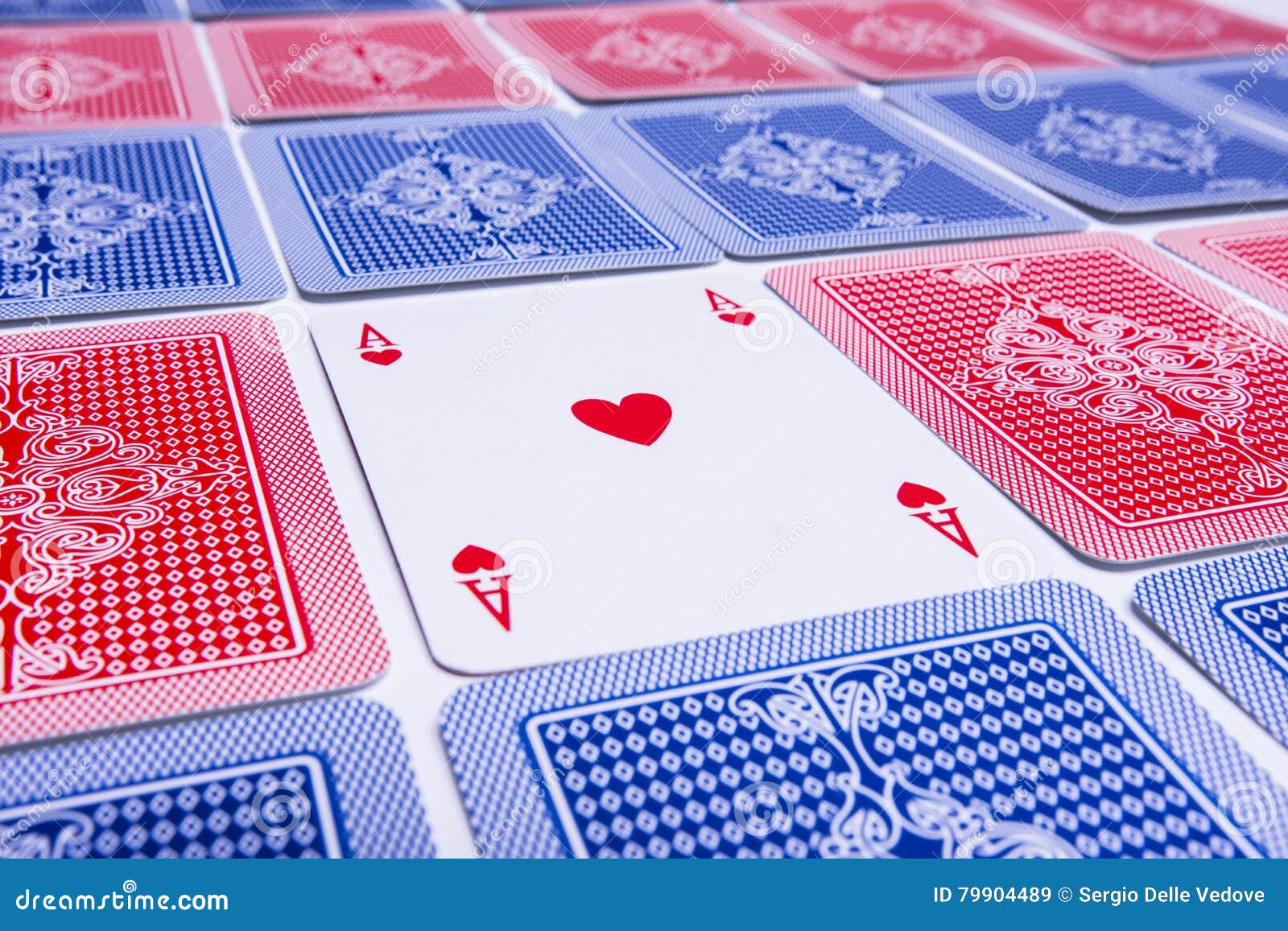 Una tarjeta del as imagen de archivo. Imagen de cubierta - 79904489
