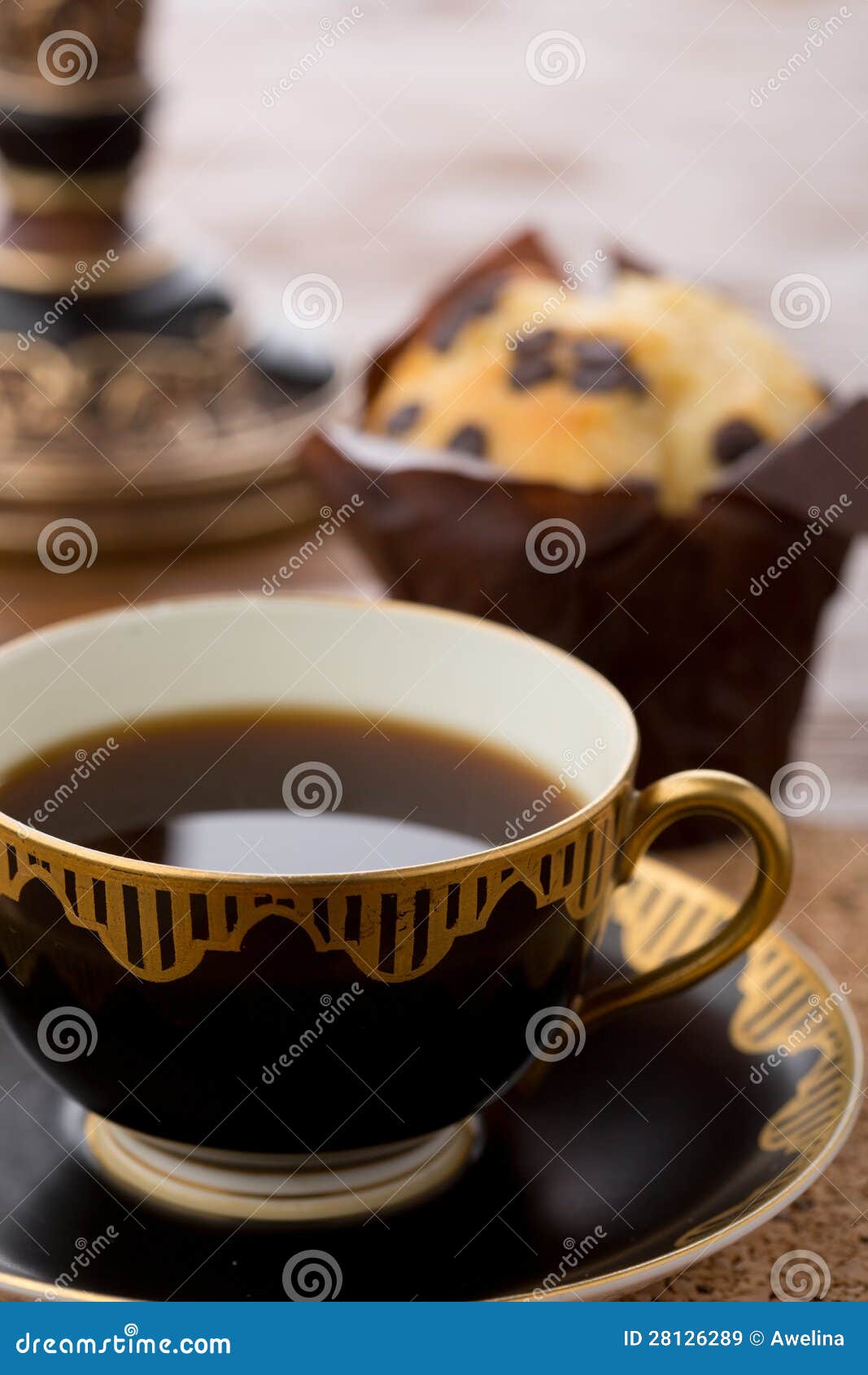 Una tazza di caffè immagine stock. Immagine di piatto - 28126289