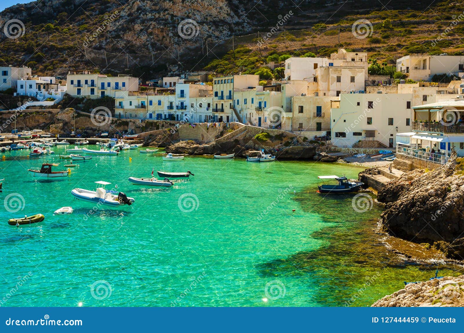 Una Vista De La Isla De Levanzo, Sicilia Imagen de archivo - Imagen de ...