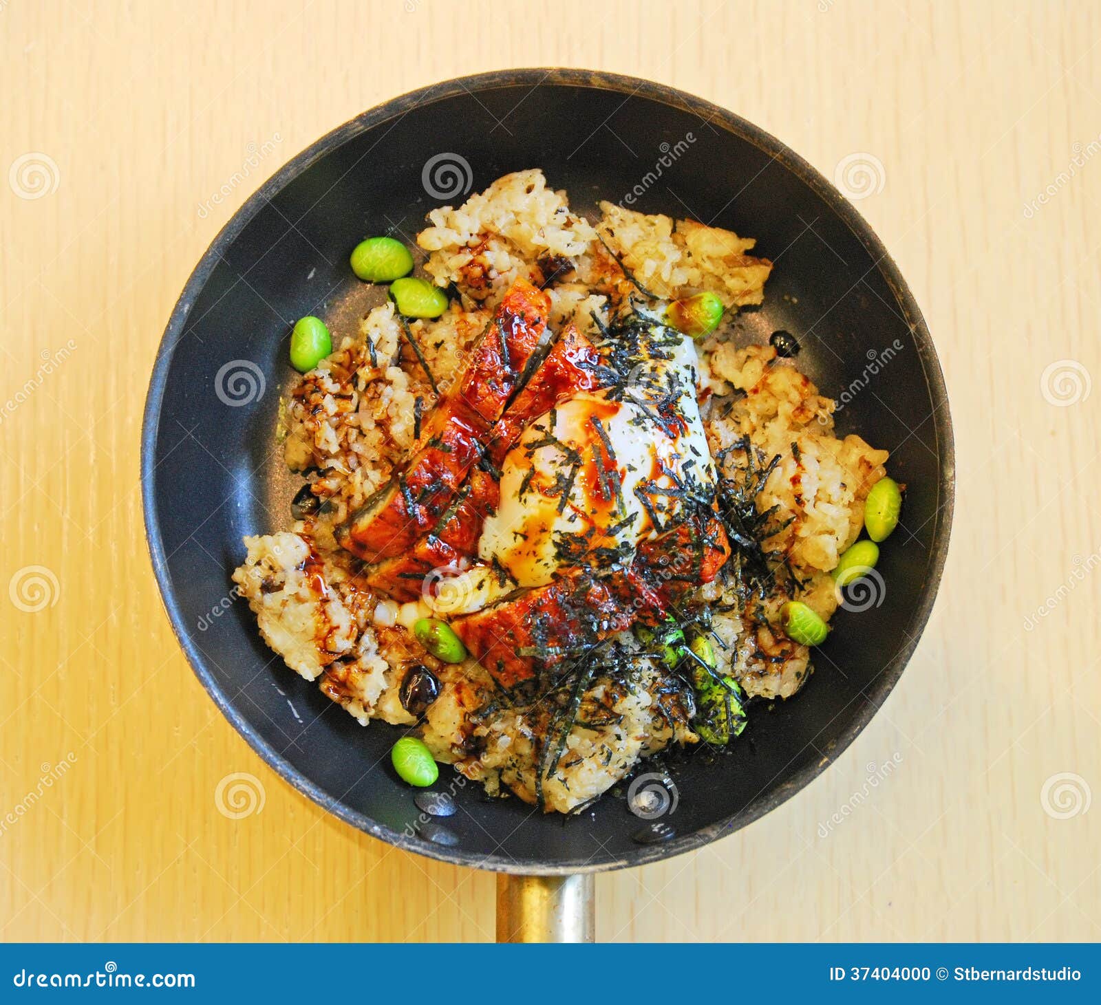Unagi Served on Frying Pan stock photo. Image of light - 37404000