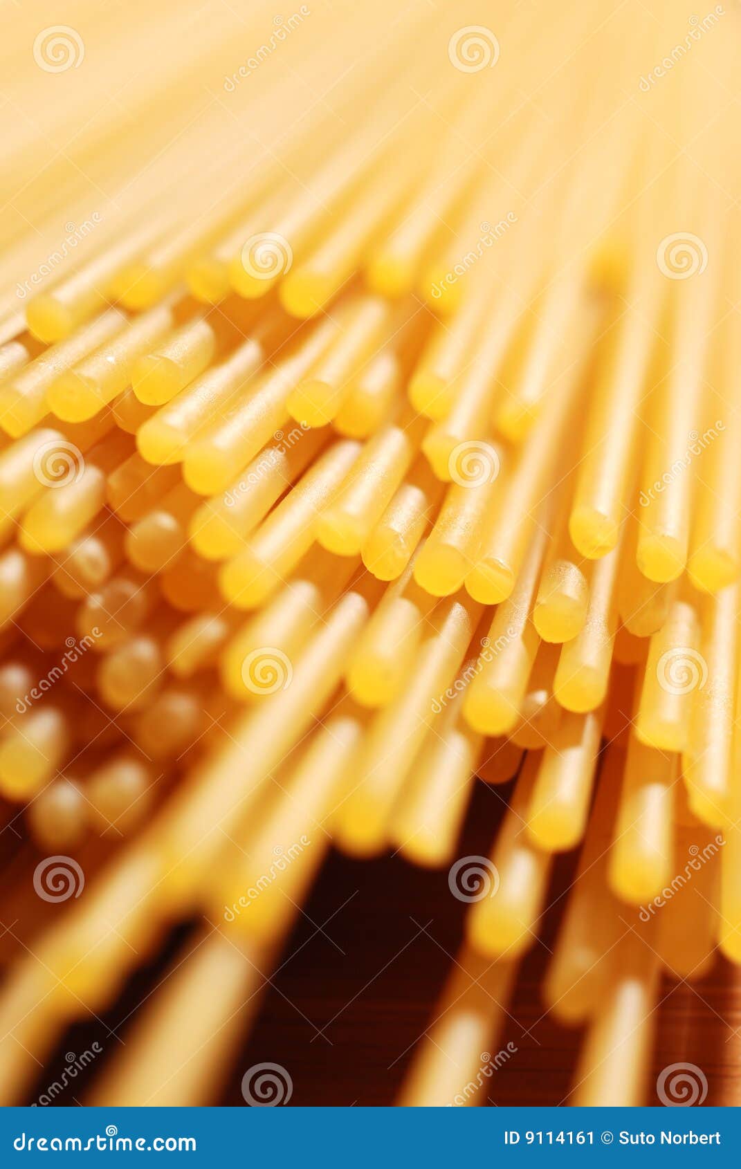 Uncooked spaghetti stock image. Image of photograph, noodle - 9114161