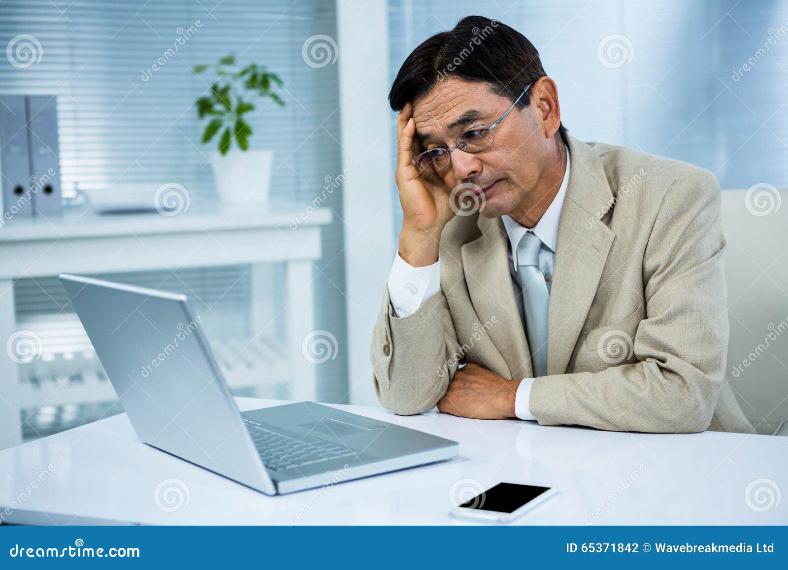 Undecided Businessman Stock Image | CartoonDealer.com #20007541