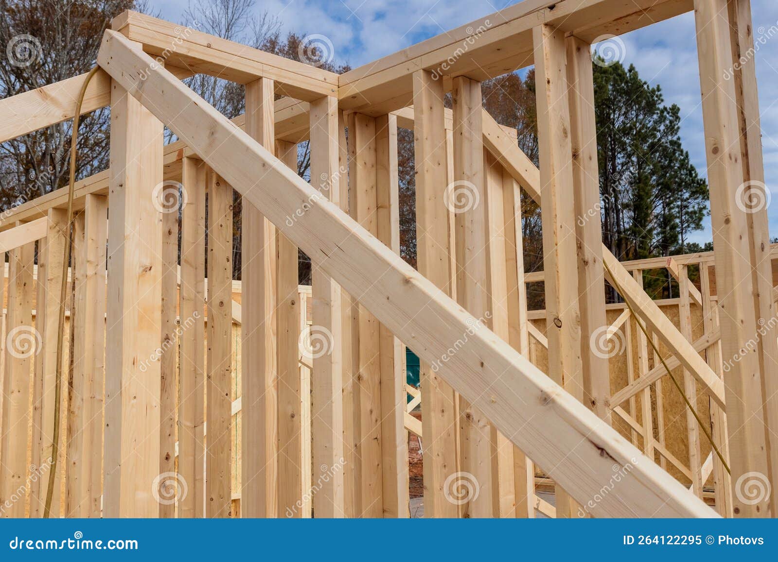 Under Construction is a Beam Built House with a Wooden Framework Frame ...